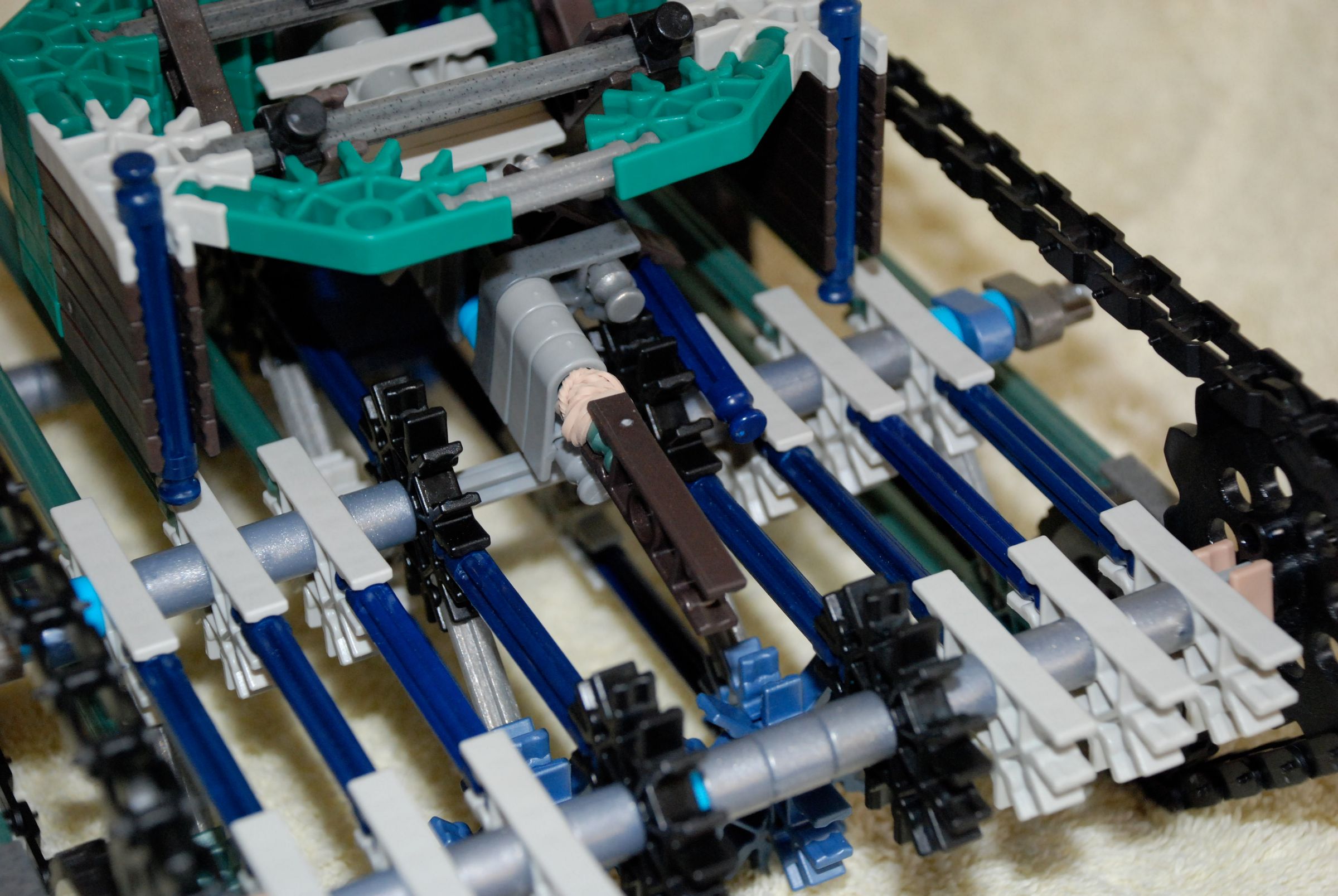 How to Build a K'nex Tank : 10 Steps - Instructables