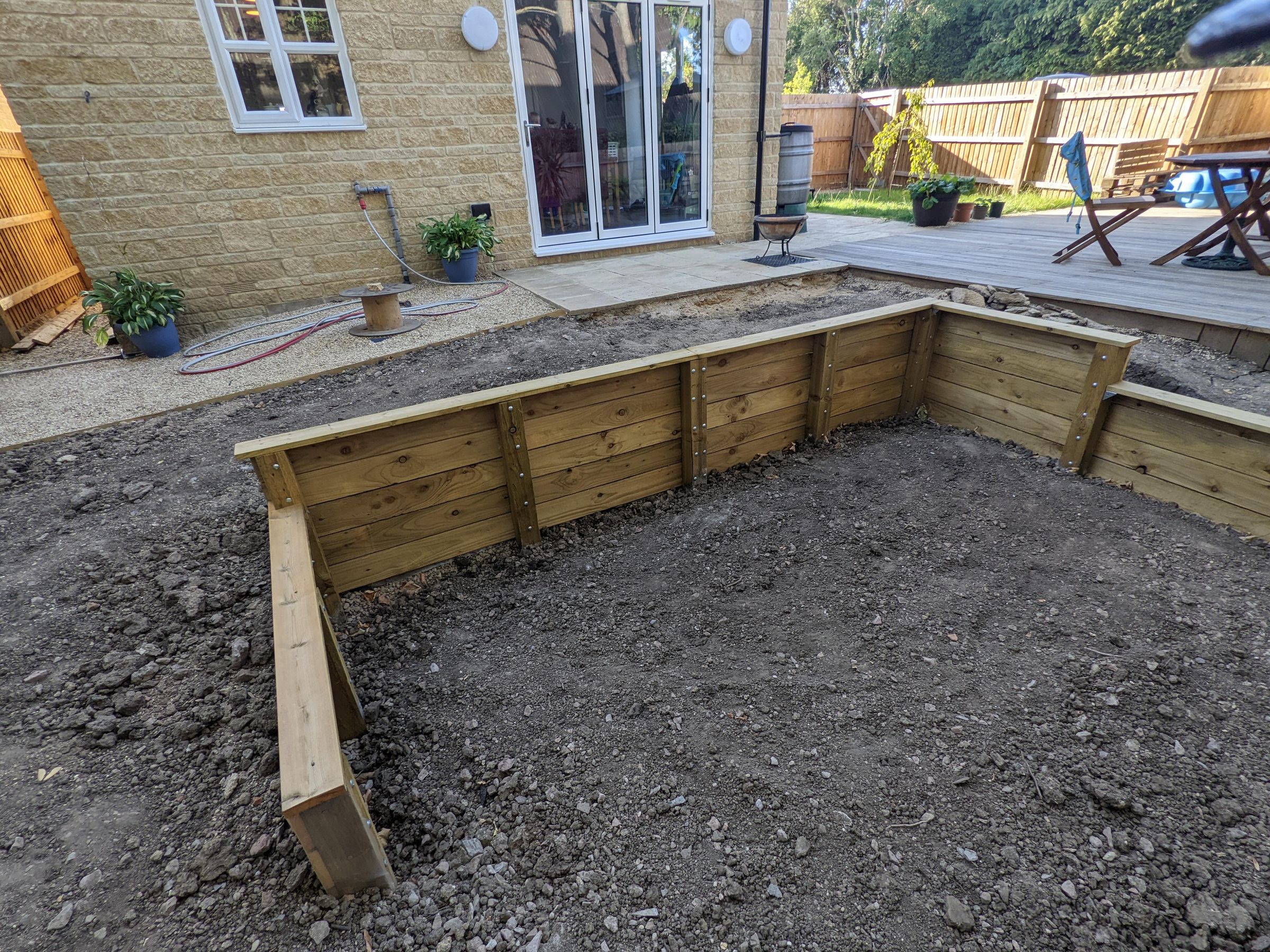 Creating a Beautiful Tiered Garden From a Boring New Build Slope : 8 ...