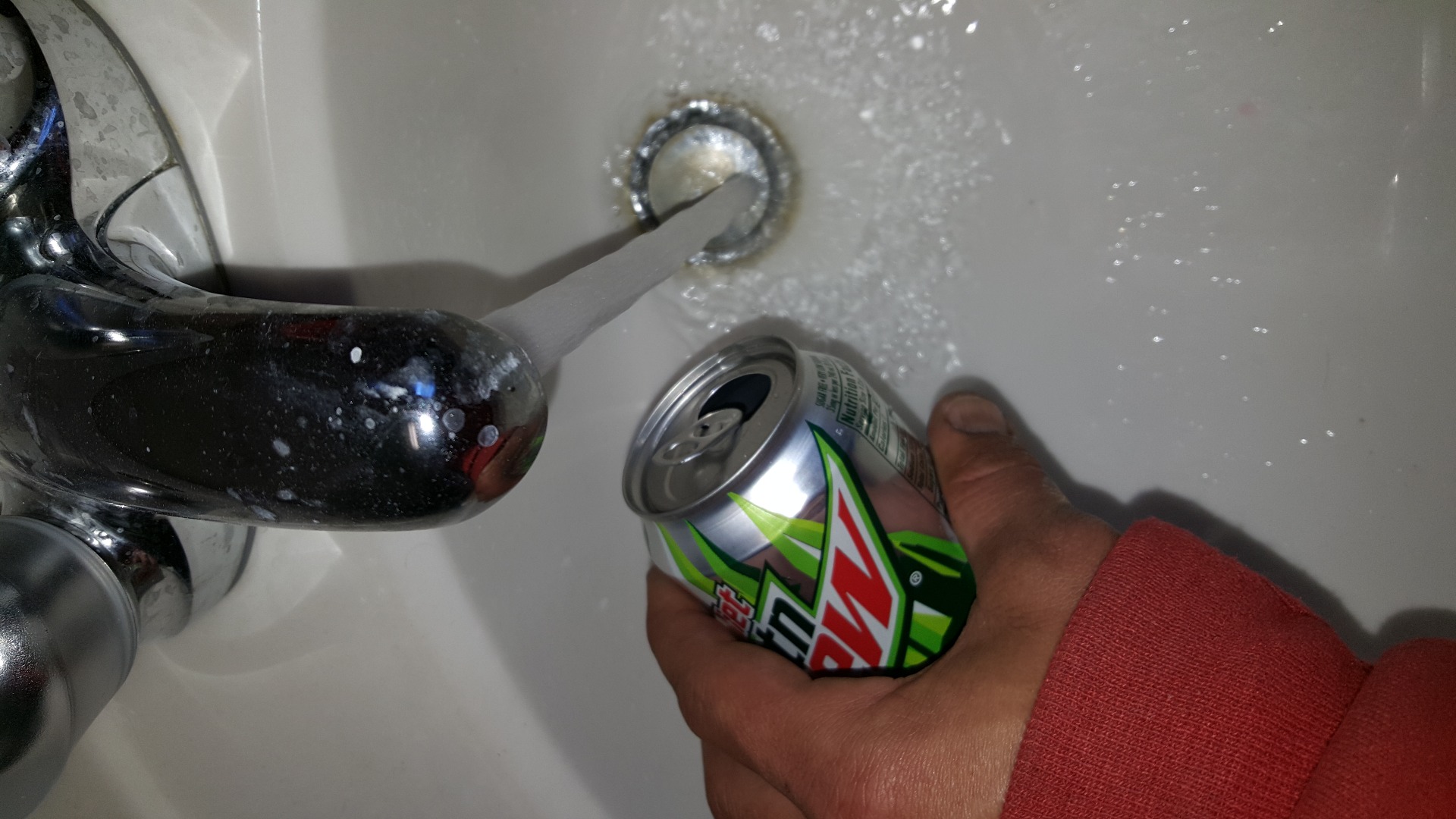 Beer/Soda Can Thrower : 3 Steps - Instructables