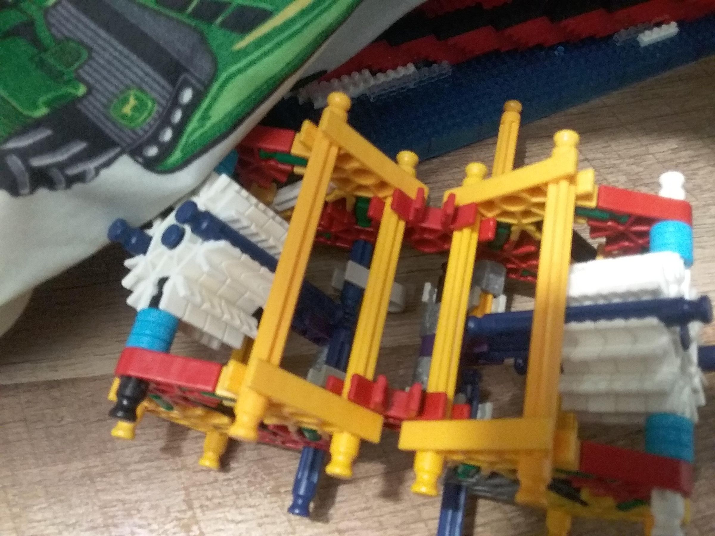 Knex 2 Cylinder Engine : 4 Steps - Instructables