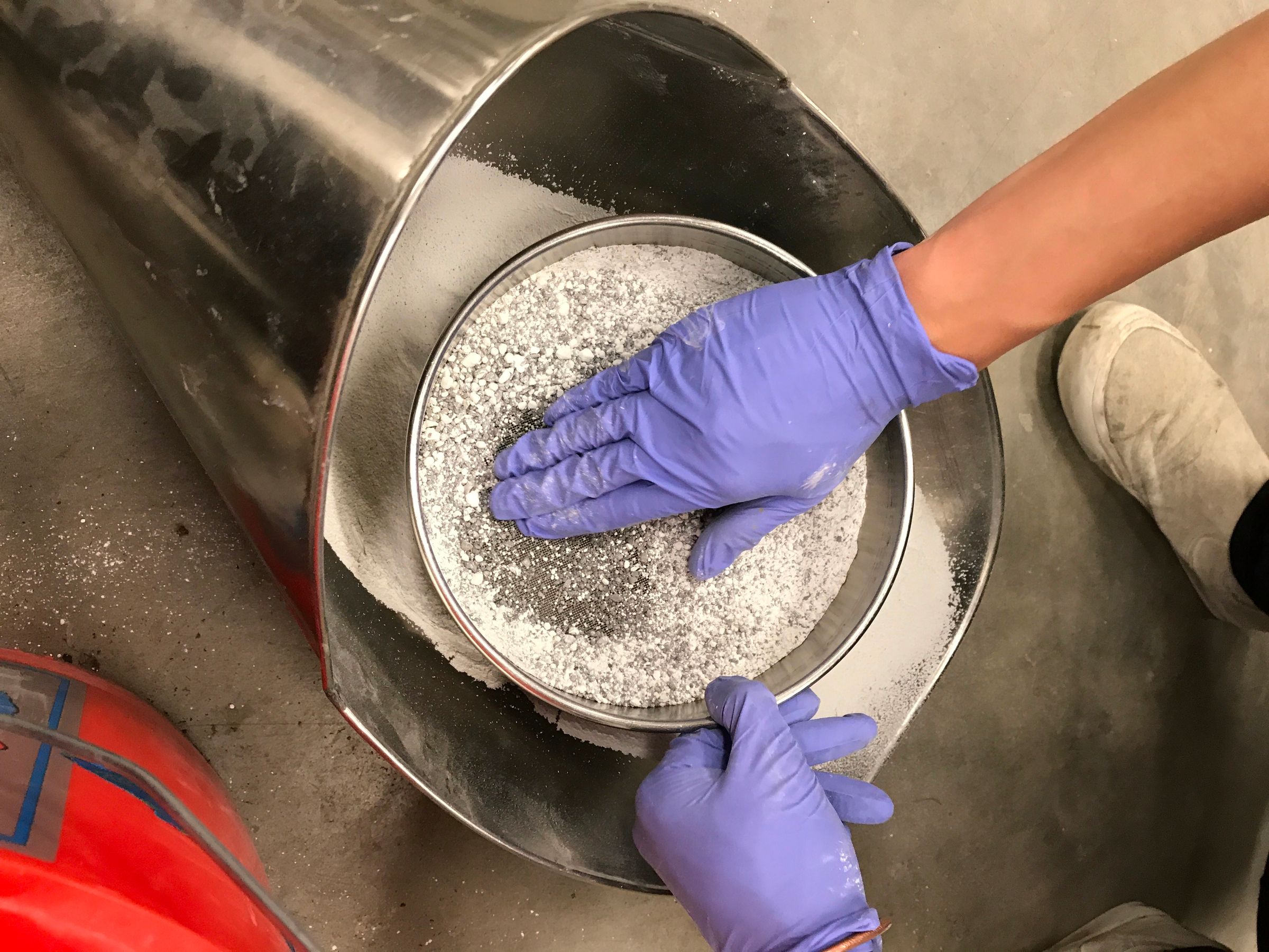 How to Paint With Concrete : 9 Steps (with Pictures) - Instructables