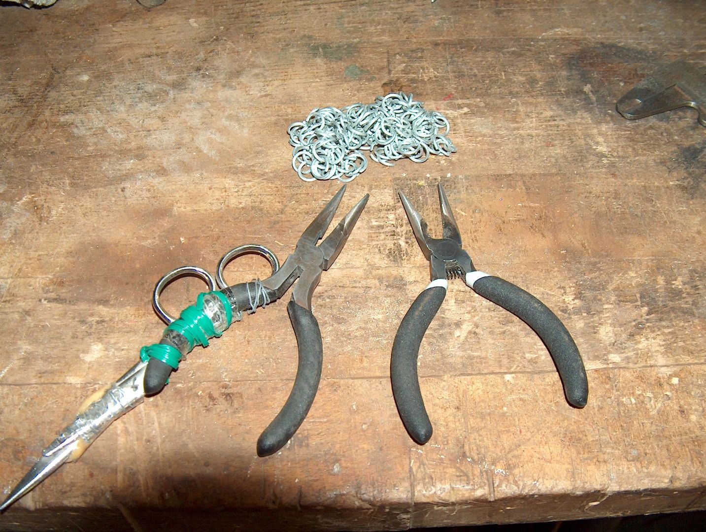 Chainmail Rings the Easy Way : 4 Steps (with Pictures) - Instructables
