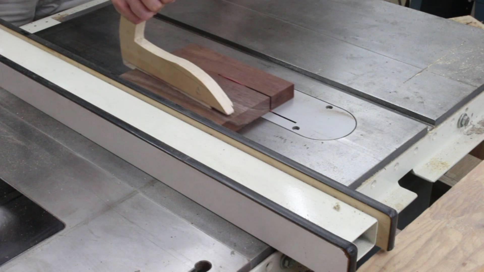 Amazing Wood Bending Technique! : 4 Steps - Instructables