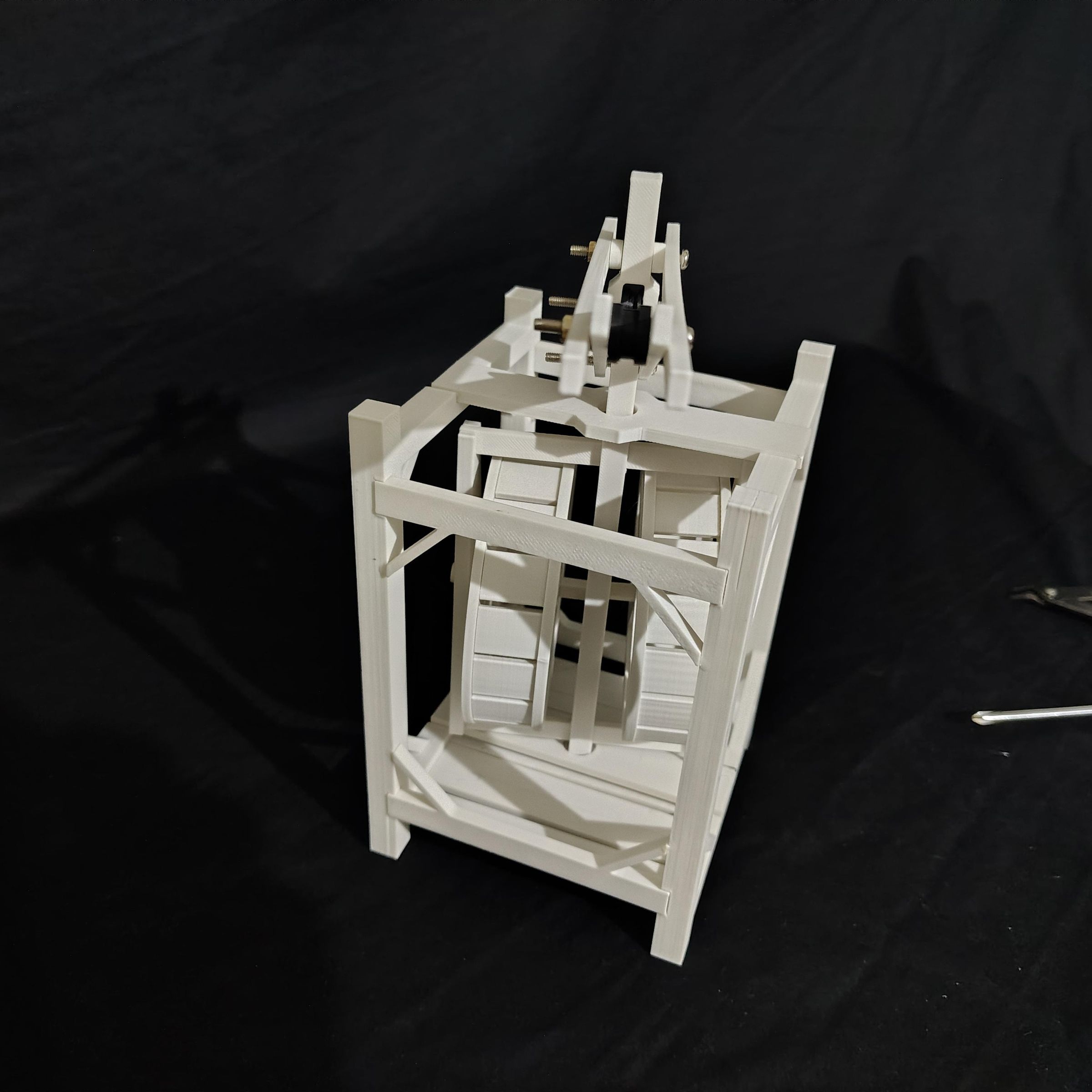 Medieval Mechanical Crane : 9 Steps (with Pictures) - Instructables