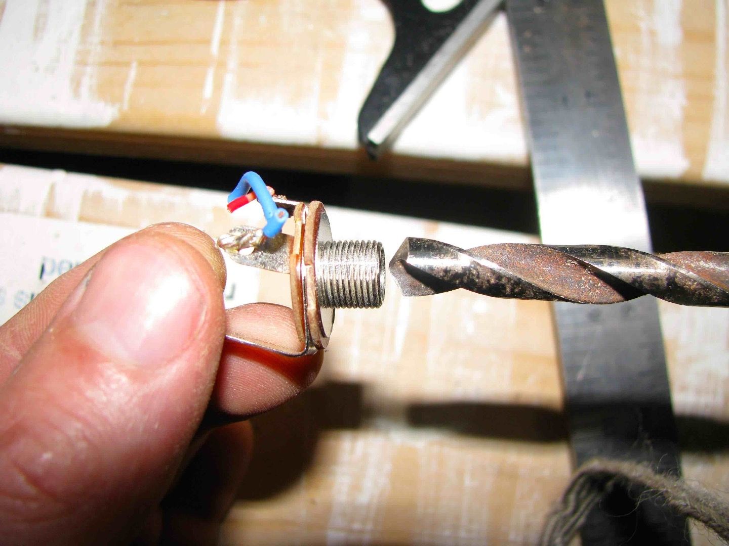 Stomp Box From Speaker - Super Easy 1 Hour Project : 3 Steps (with ...