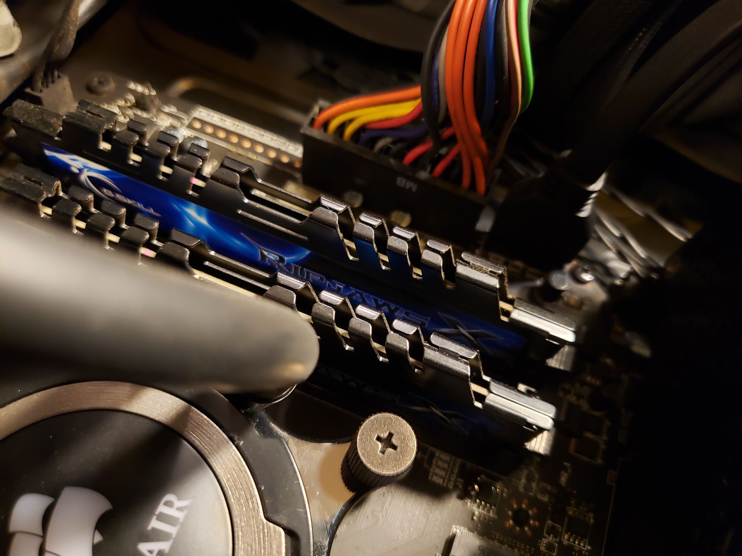 Upgrading Your RAM : 4 Steps - Instructables
