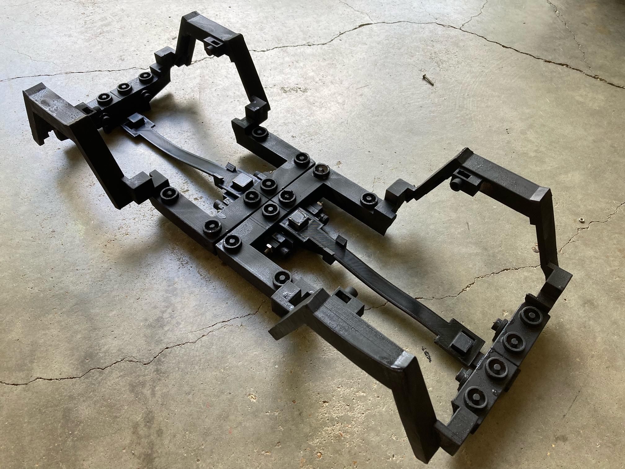 ELECTRIC RC CAR CHASSIS WITH ACCELERATION, STEERING, AND SUSPENSION : 7 ...