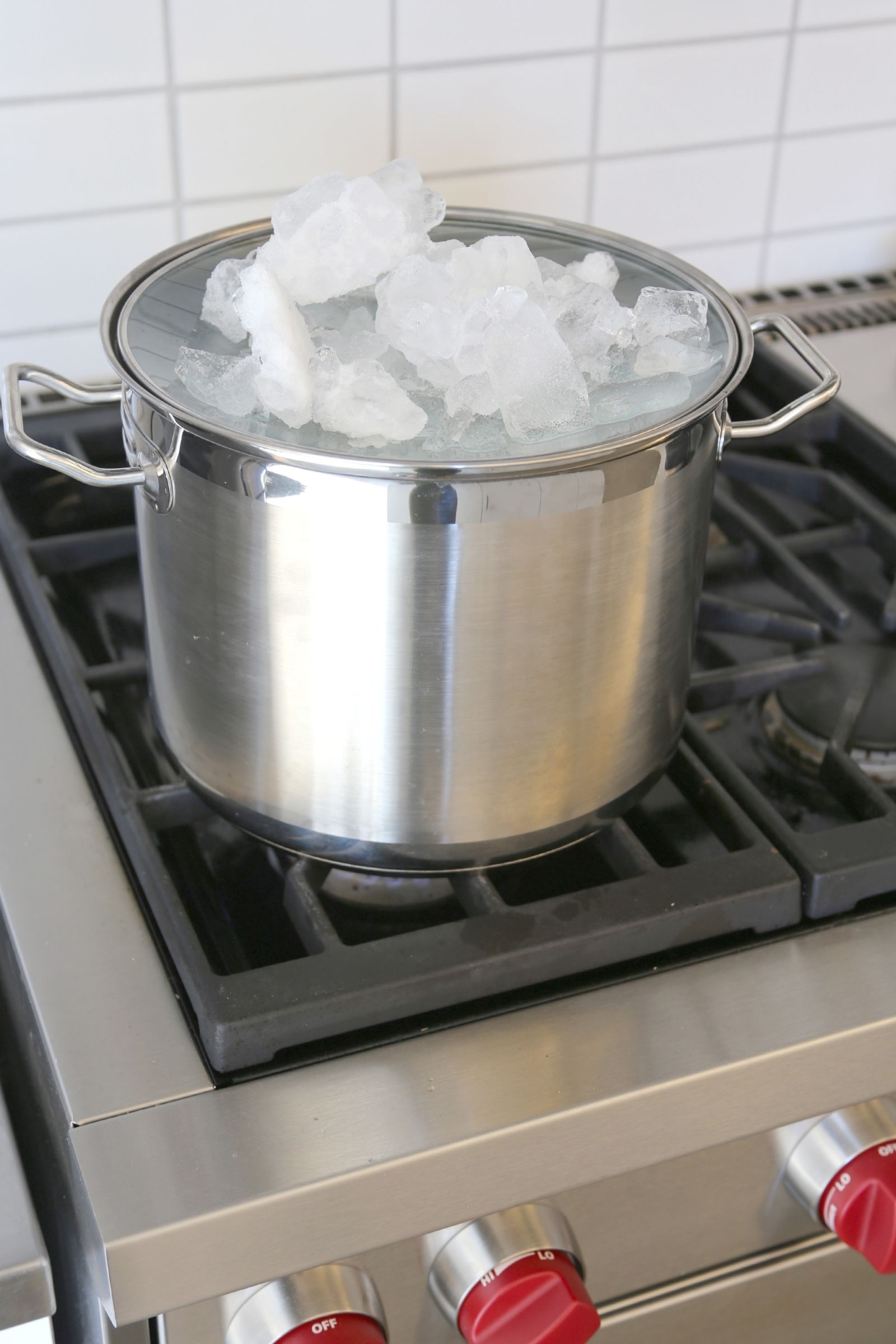 How to Distill Water : 6 Steps (with Pictures) - Instructables