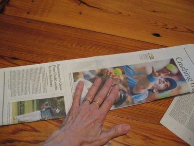 Newspaper Sit-upon : 6 Steps - Instructables