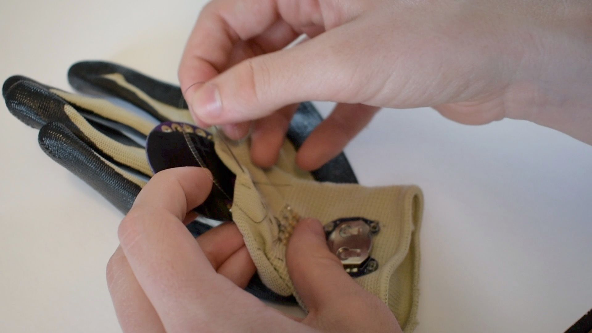Flex Sensor Glove : 7 Steps - Instructables