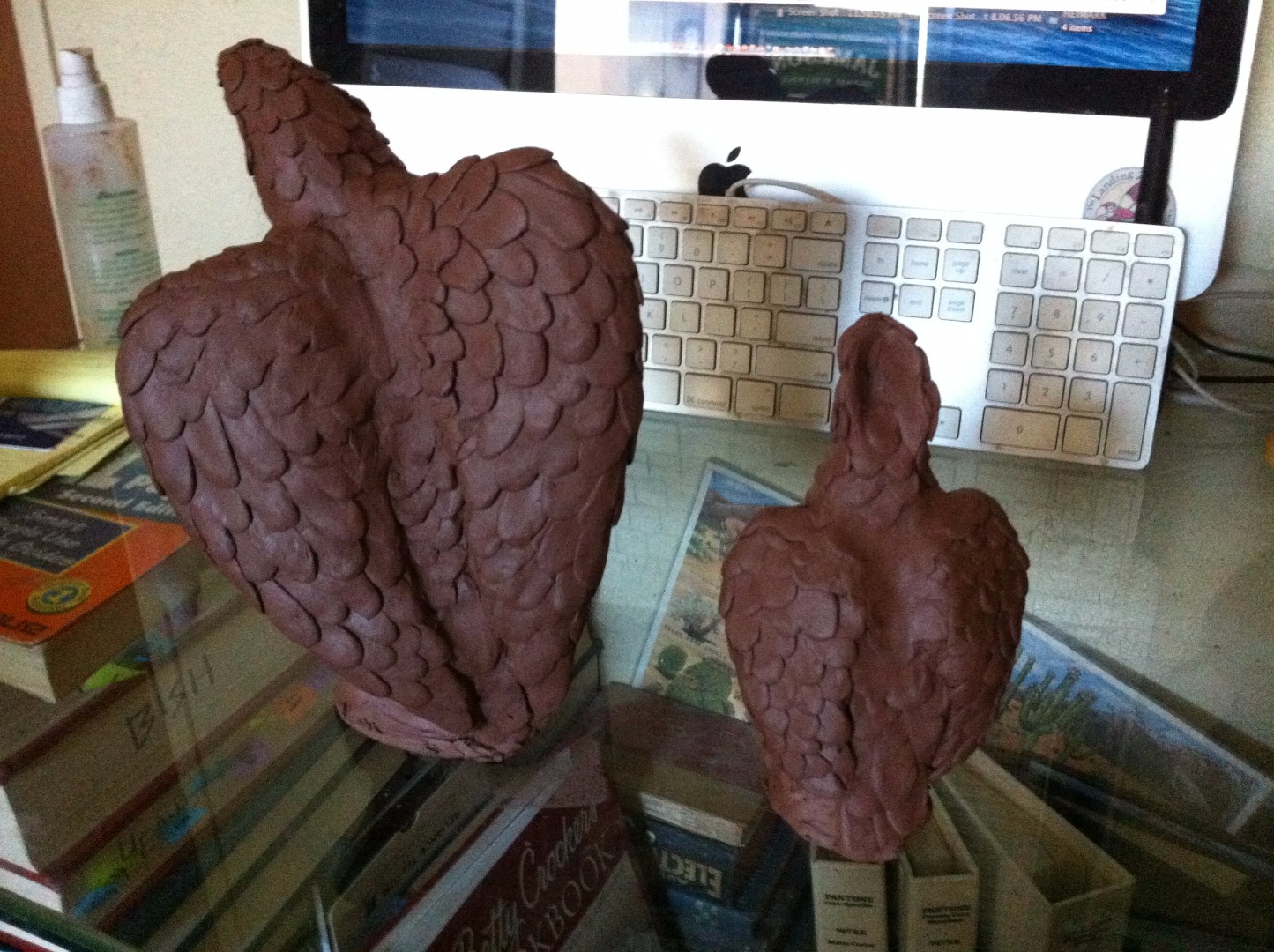 Parrot Sculpture: How to Sculpt a Bird From Clay : 7 Steps (with ...