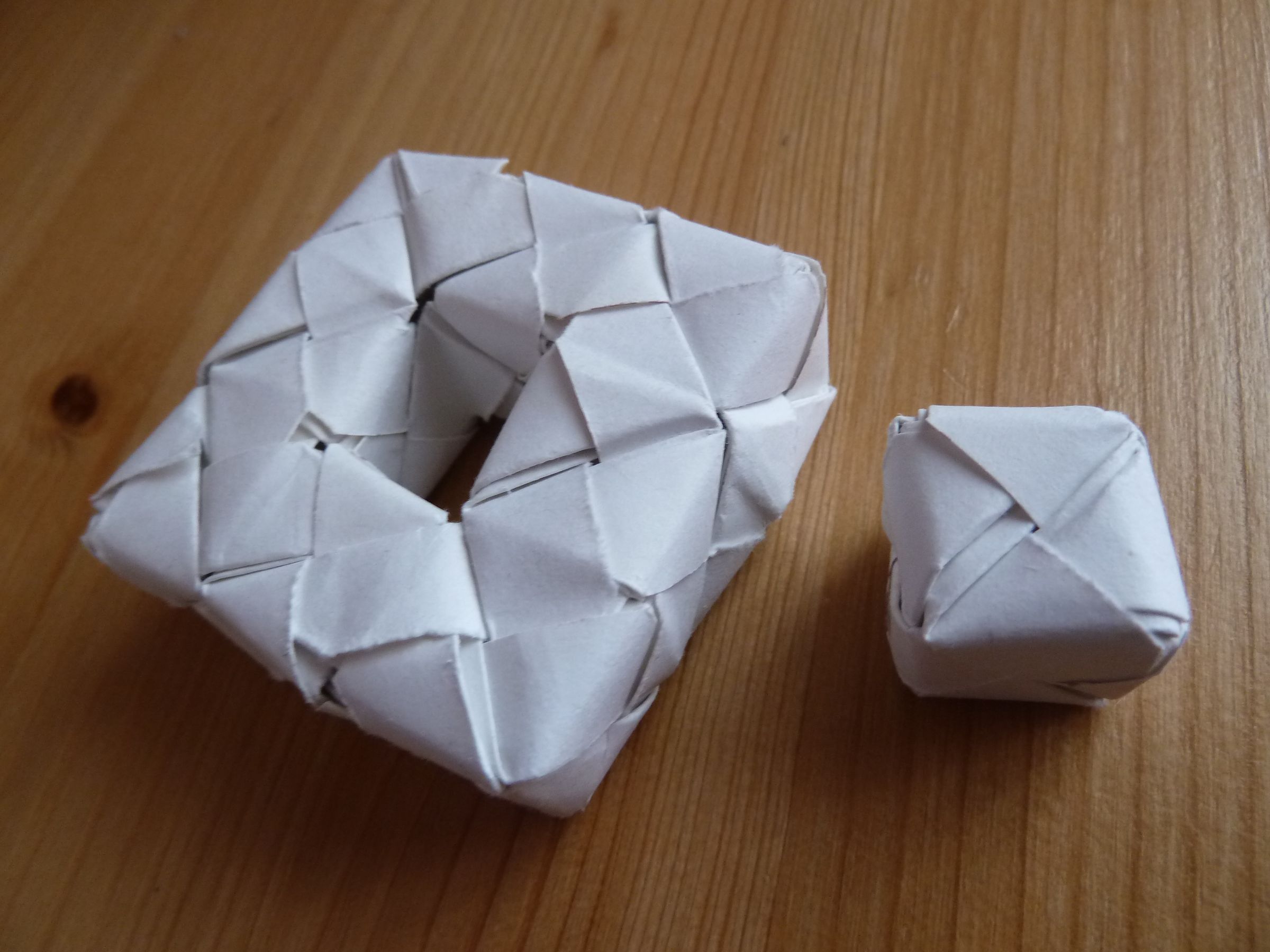 Base for Modular Origami : 4 Steps (with Pictures) - Instructables