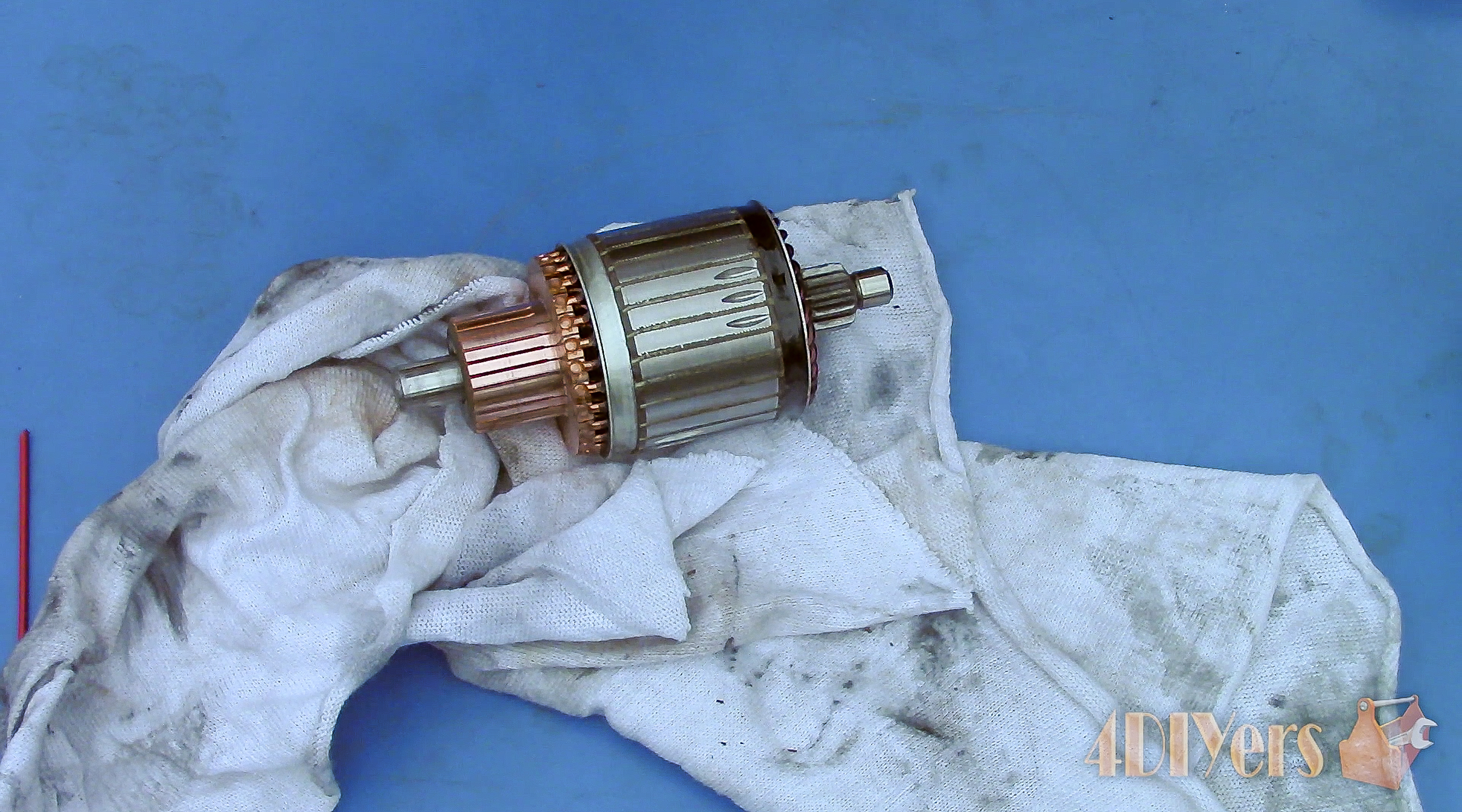 How to Clean the Commutator of an Armature : 4 Steps - Instructables