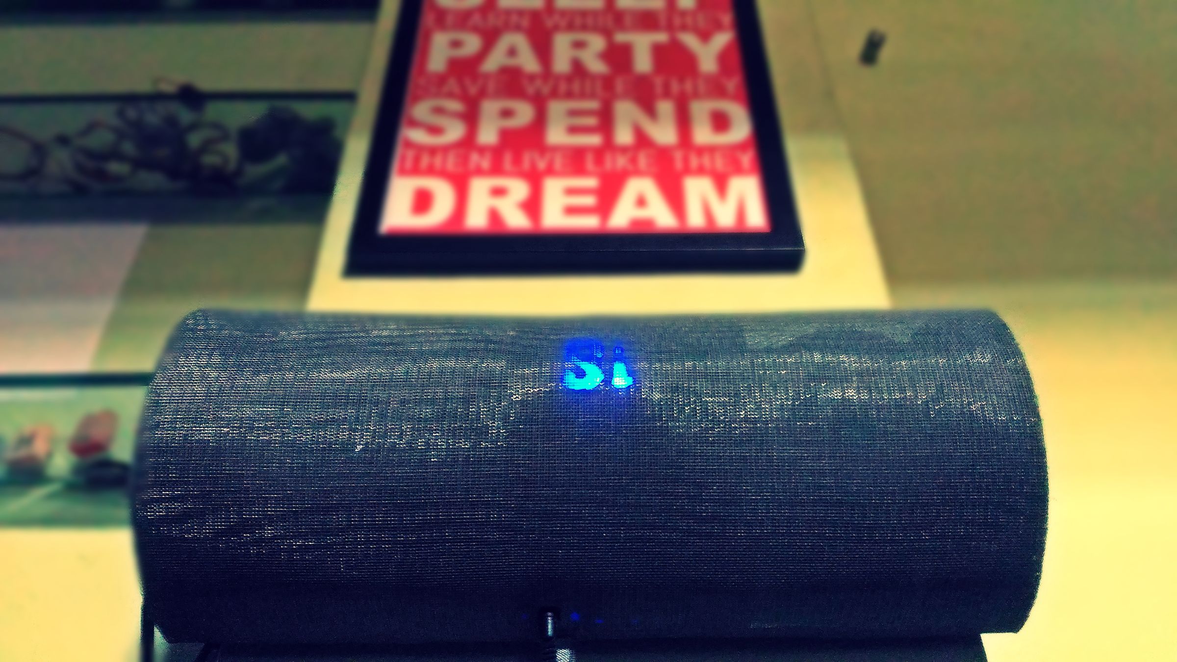 DIY Bluetooth Speaker (Simple Design But Powerful) : 6 Steps (with ...