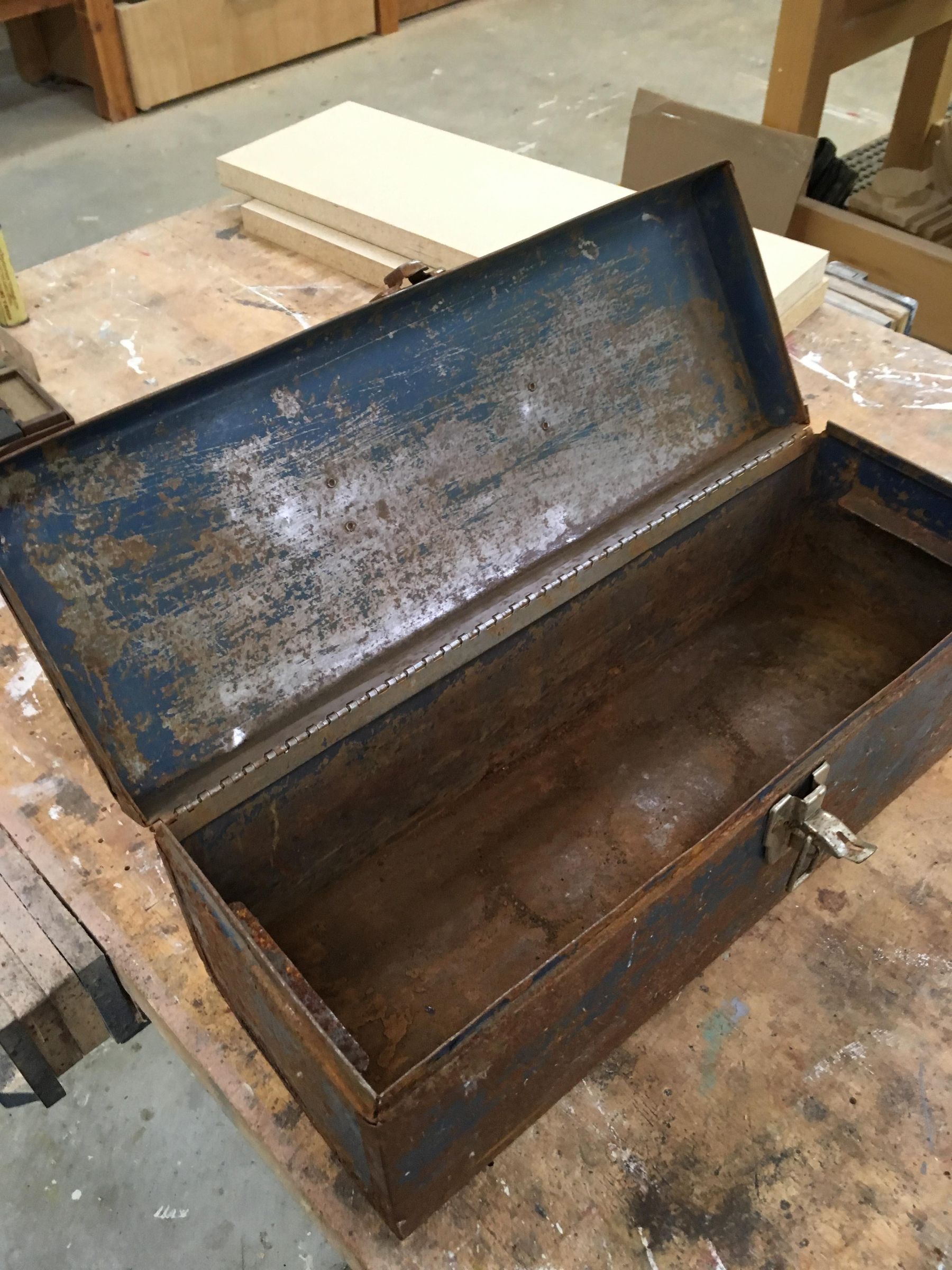 Fixing a Rusted Toolbox : 8 Steps (with Pictures) - Instructables