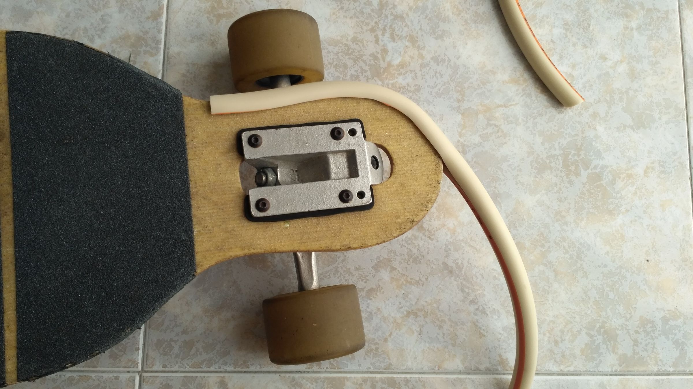 DIY Longboard Skate Nose Guard for Less Than €1,50 : 4 Steps (with ...