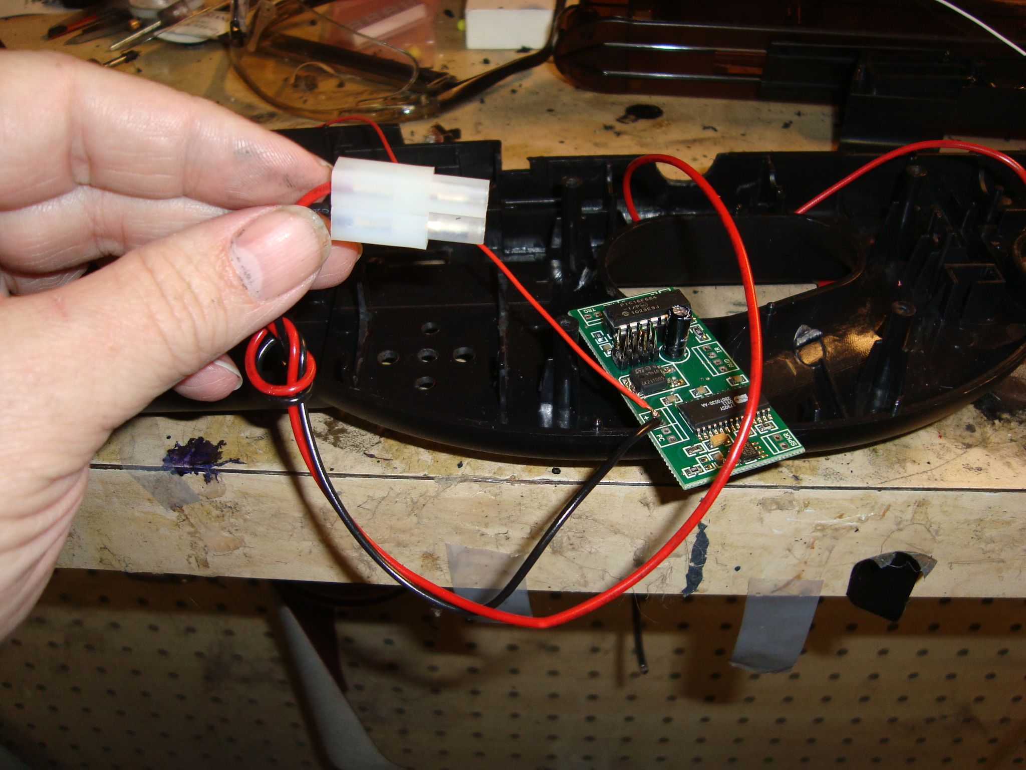 Conversion of Cheap Airsoft P90 to Miles Laser Tag. : 20 Steps (with ...