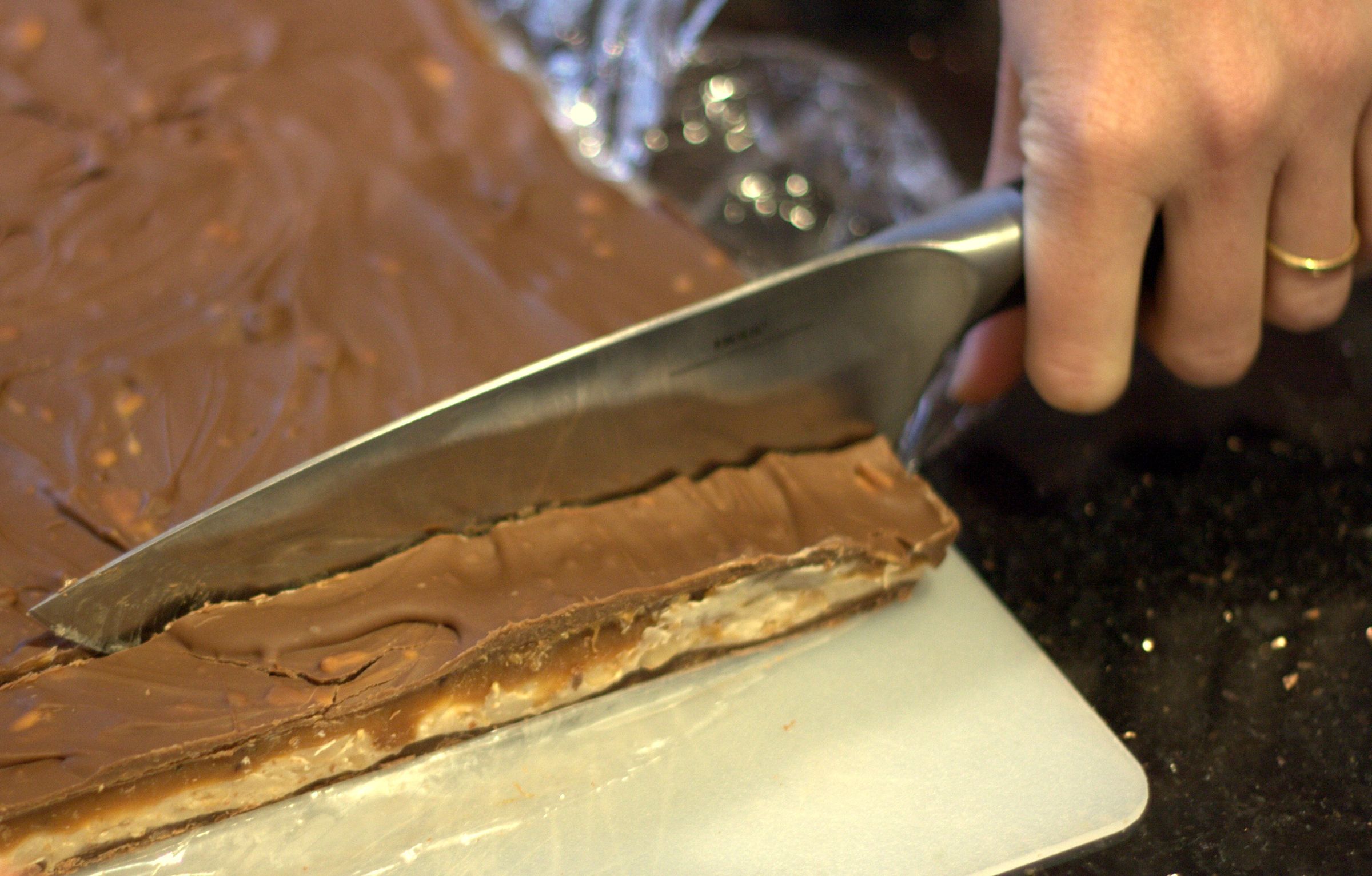 Homemade Snickers Candy Bar Recipe : 10 Steps (with Pictures ...