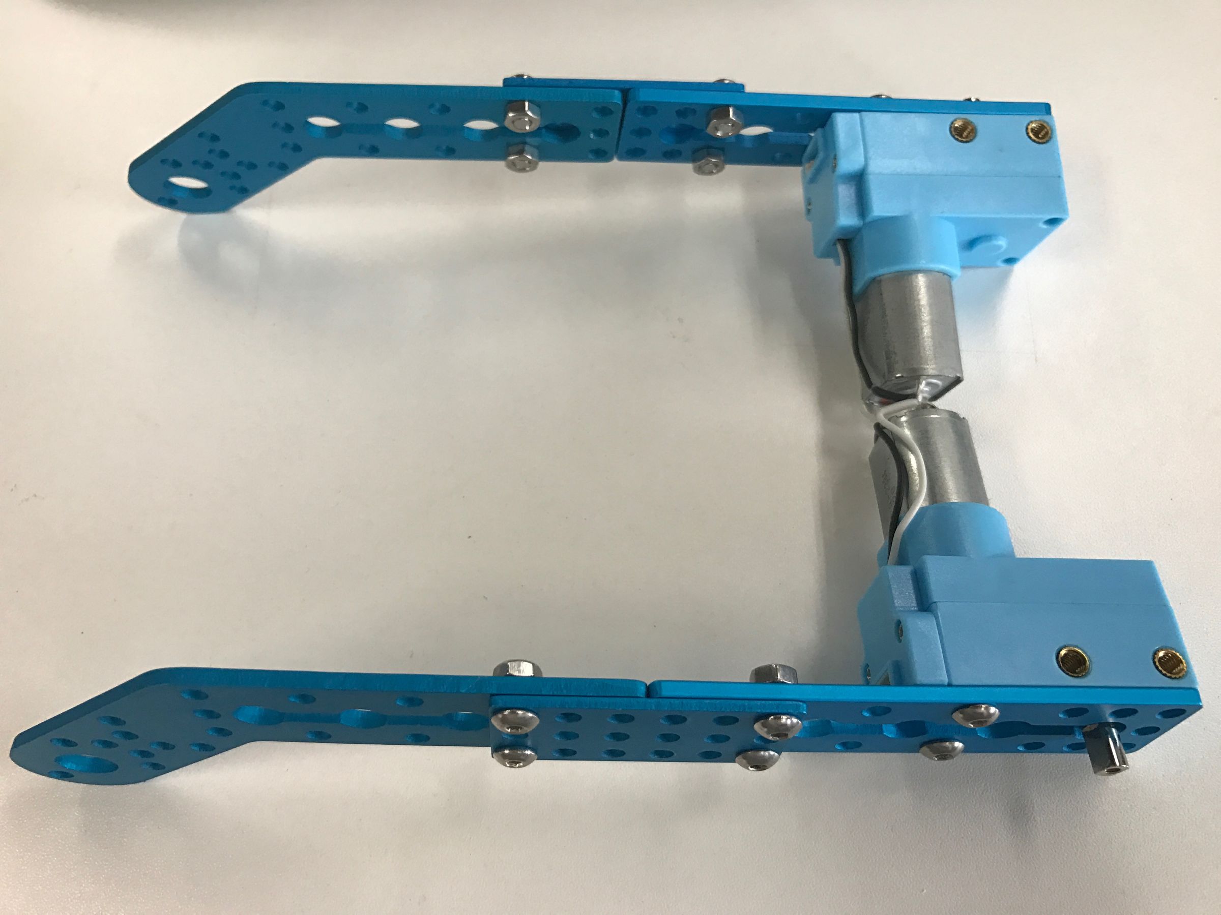 How to Build a Motorbike With Makeblock : 25 Steps (with Pictures ...