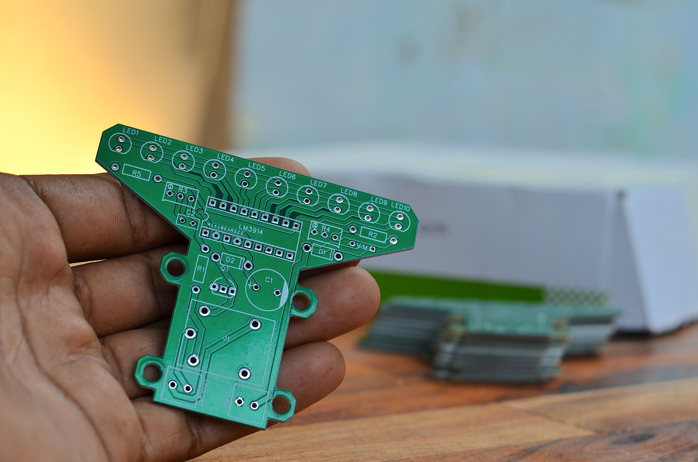 DIY Battery Level Indicator/Auto Cutoff for 12v Battery : 5 Steps (with ...