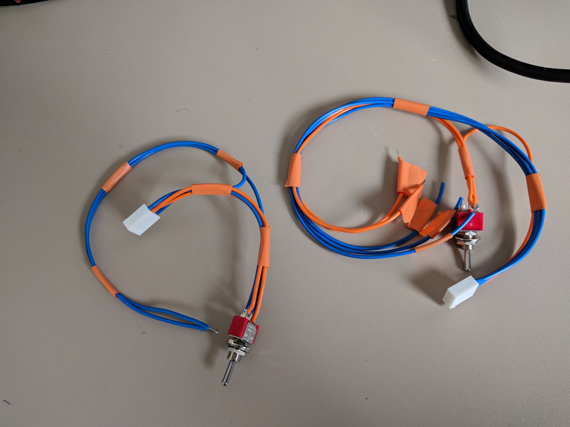 UPS Warning Lights : 4 Steps - Instructables