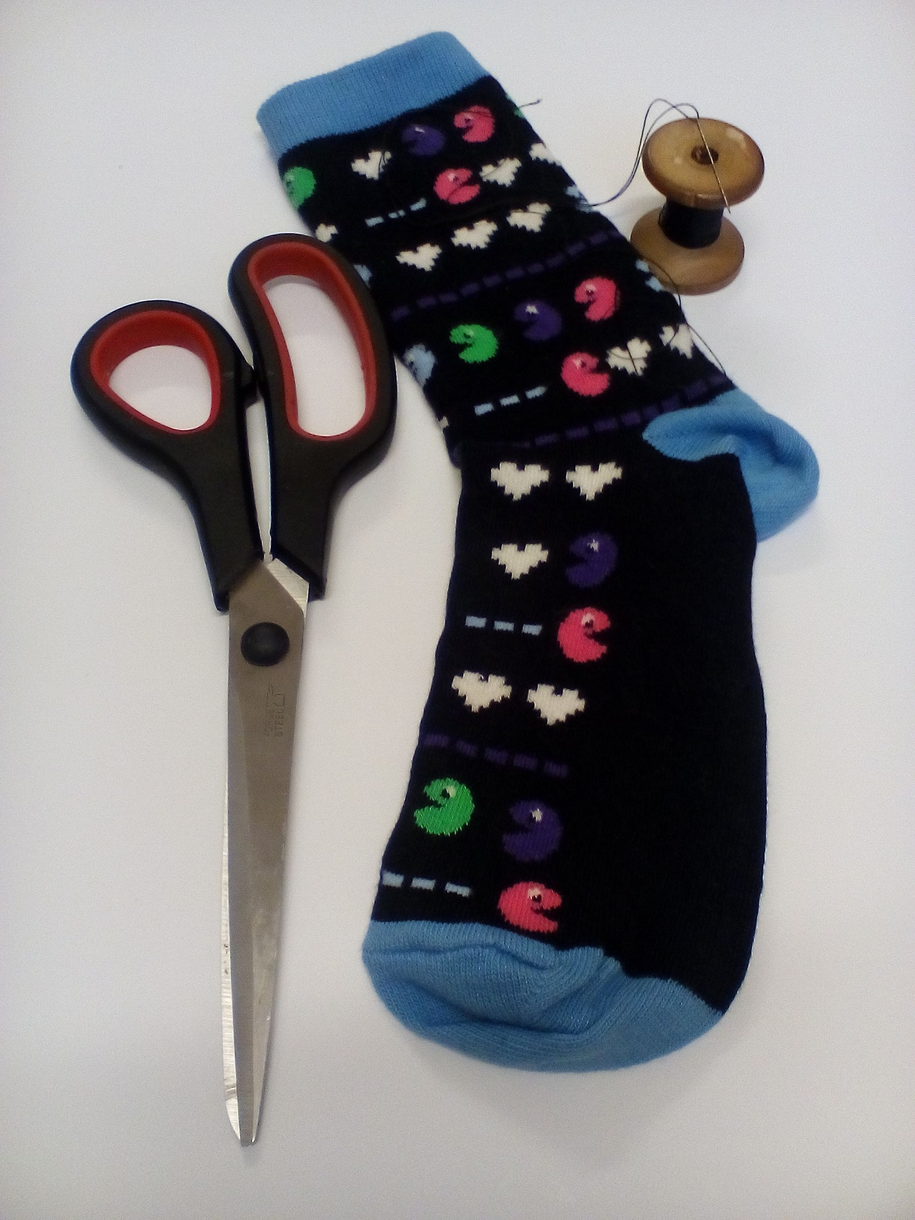 Awesome Sock Phone Case : 4 Steps (with Pictures) - Instructables