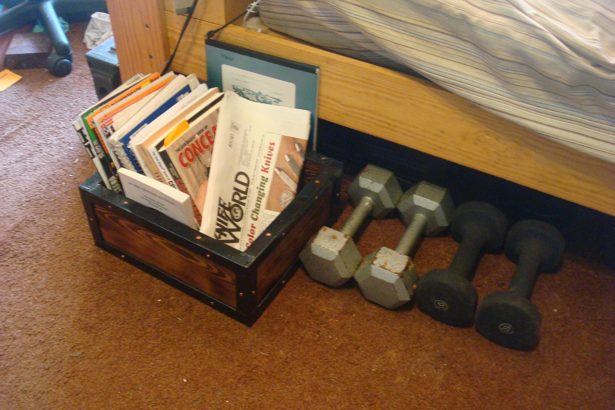 Magazine Box : 8 Steps - Instructables