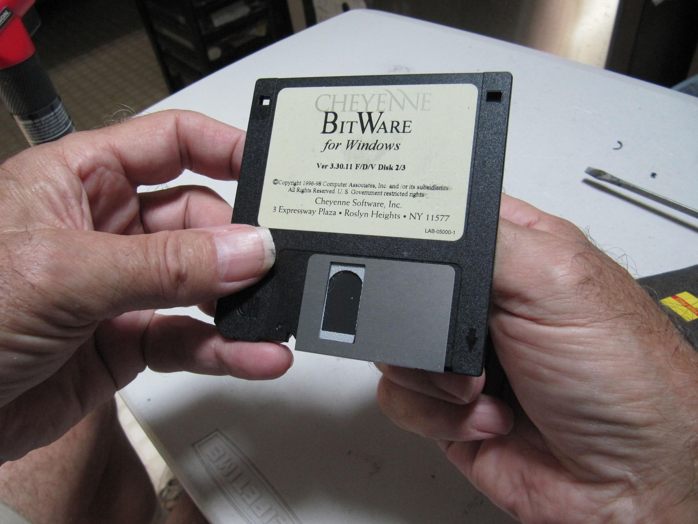 Floppy Diskette SD Card Caddy Dispenser : 10 Steps (with Pictures ...