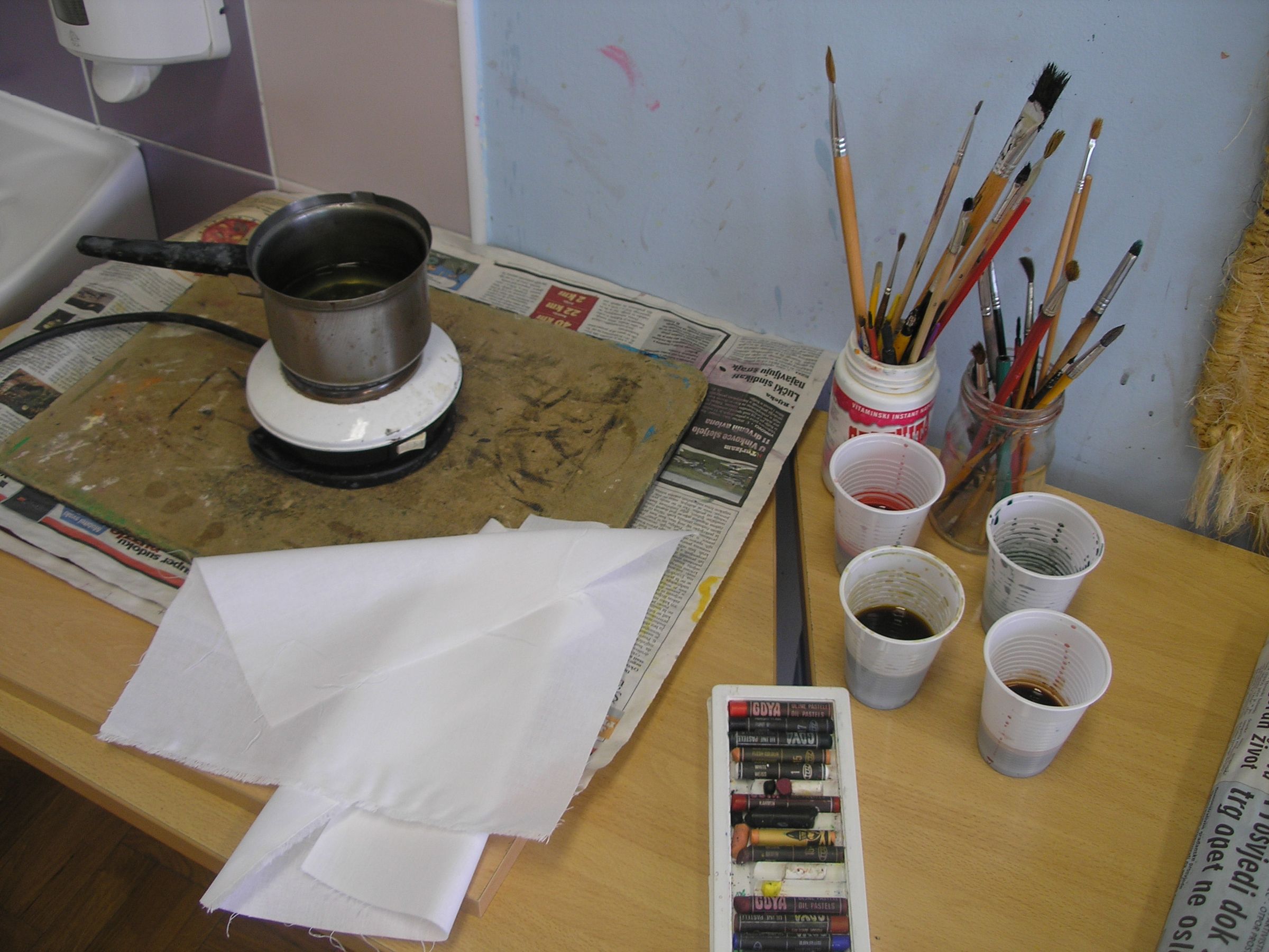 Make Wour Own Beautiful Batik on Canvas Paintings : 6 Steps - Instructables