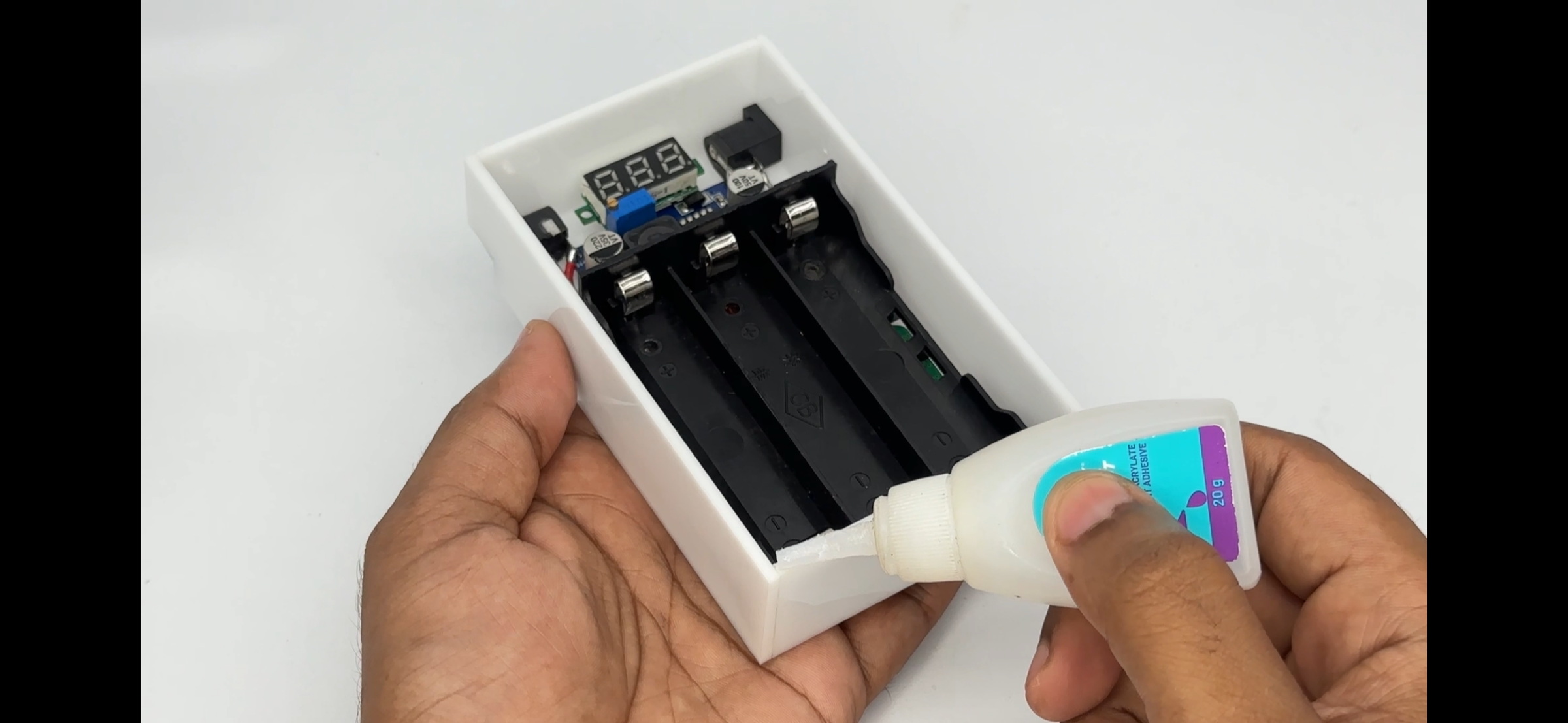 Build a Compact WiFi UPS at Easy : 10 Steps (with Pictures) - Instructables