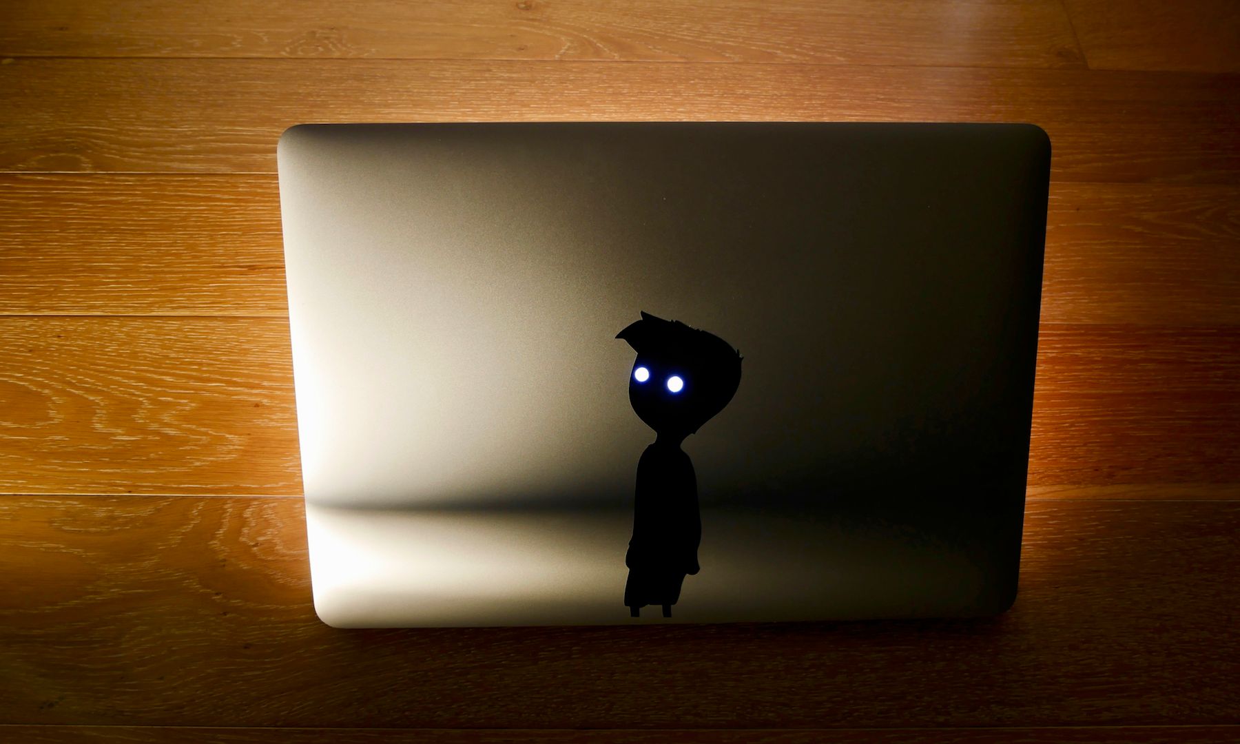 Vinyl Cutting a Custom Laptop Sticker : 9 Steps (with Pictures ...