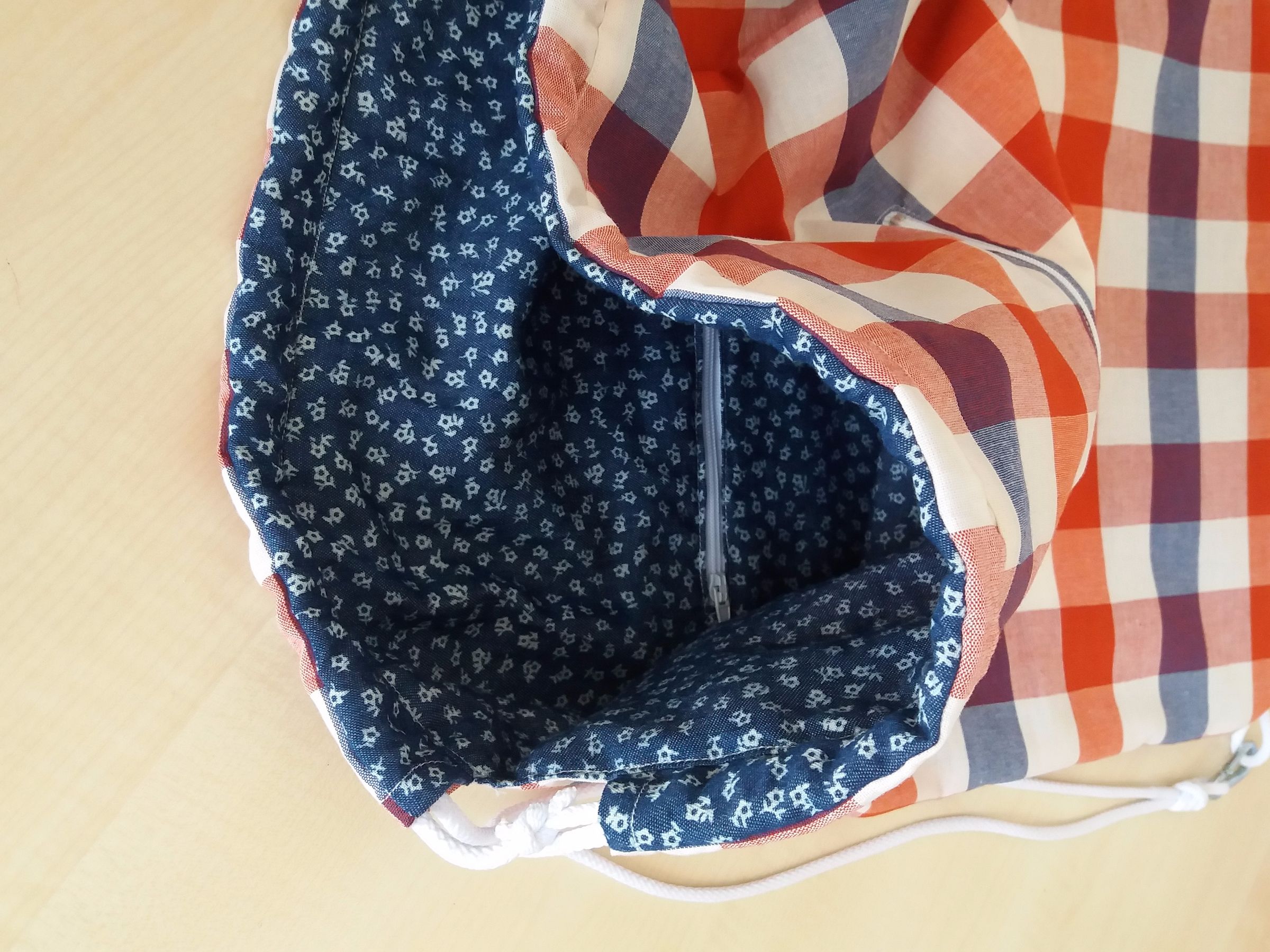 Reversible Drawstring Bag : 13 Steps (with Pictures) - Instructables