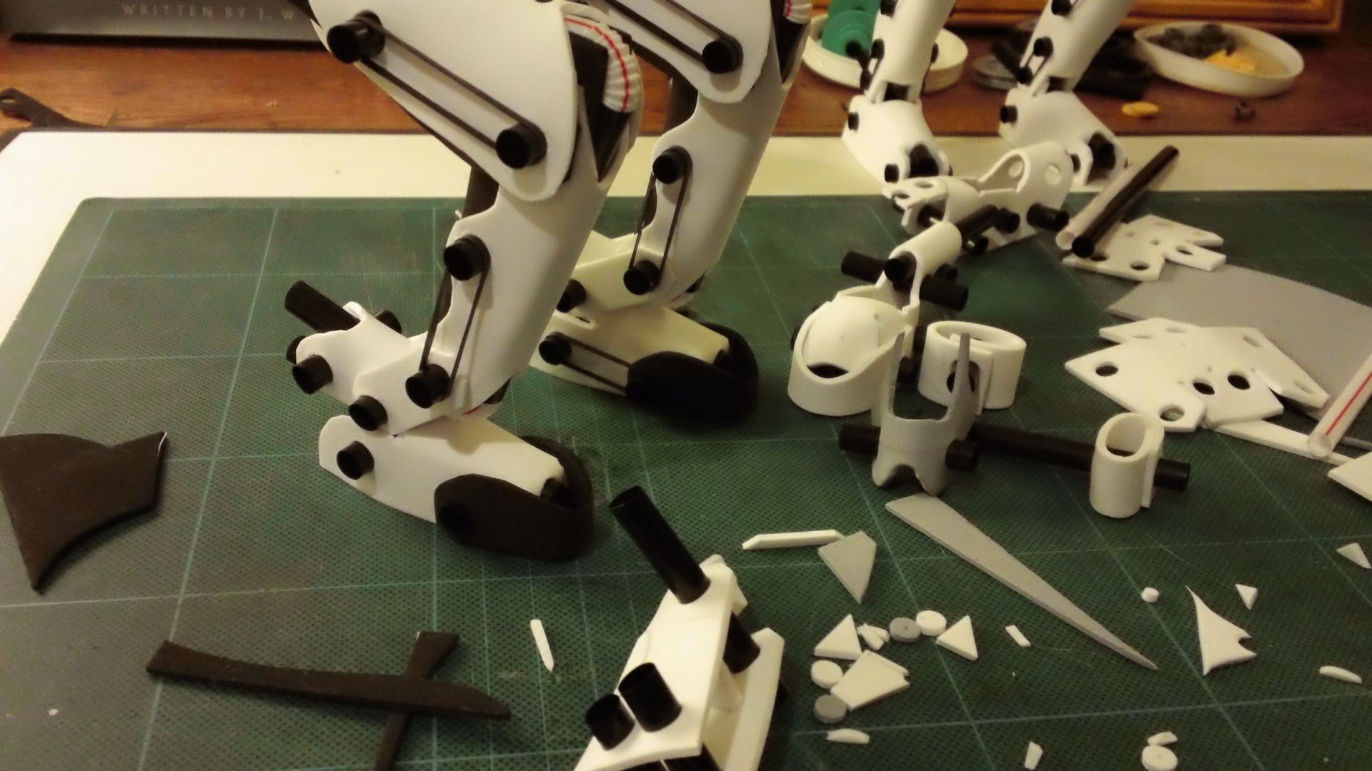 Strawbots: How to Design a Strawbot : 5 Steps (with Pictures ...