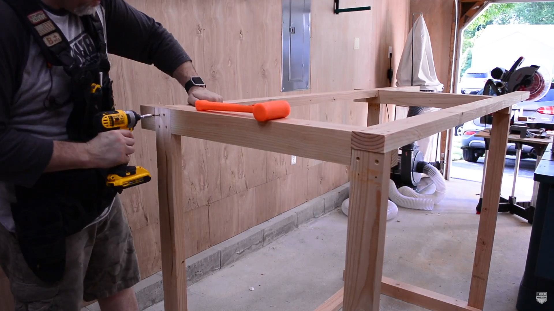 Modular Outfeed Table | How to Build - Woodworking : 38 Steps (with ...