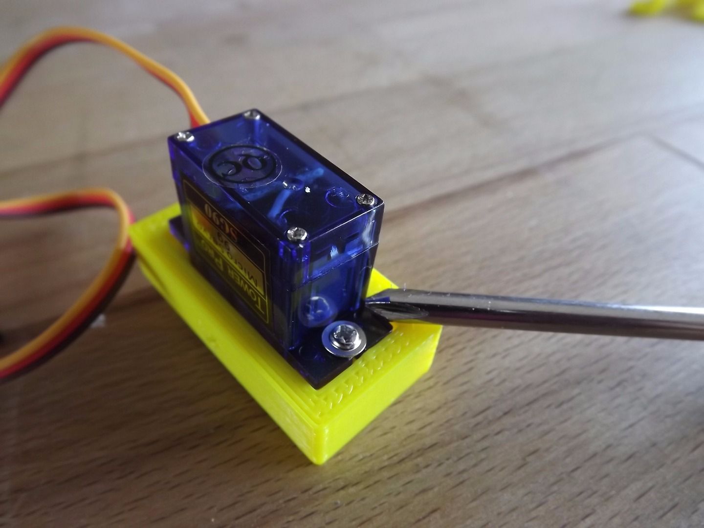 The Claw: a 3D Printed Robotic Claw : 7 Steps (with Pictures ...