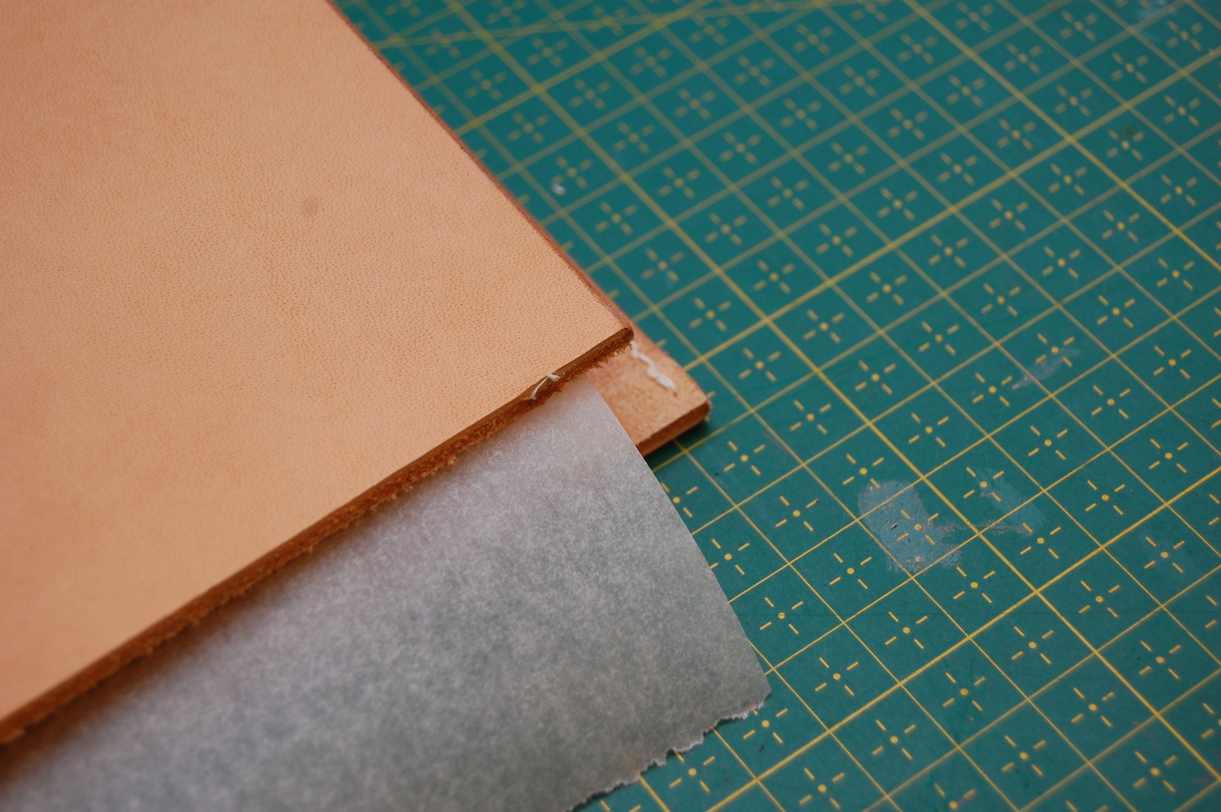 Briefcase With a 3 Piece Gusset : 6 Steps (with Pictures) - Instructables
