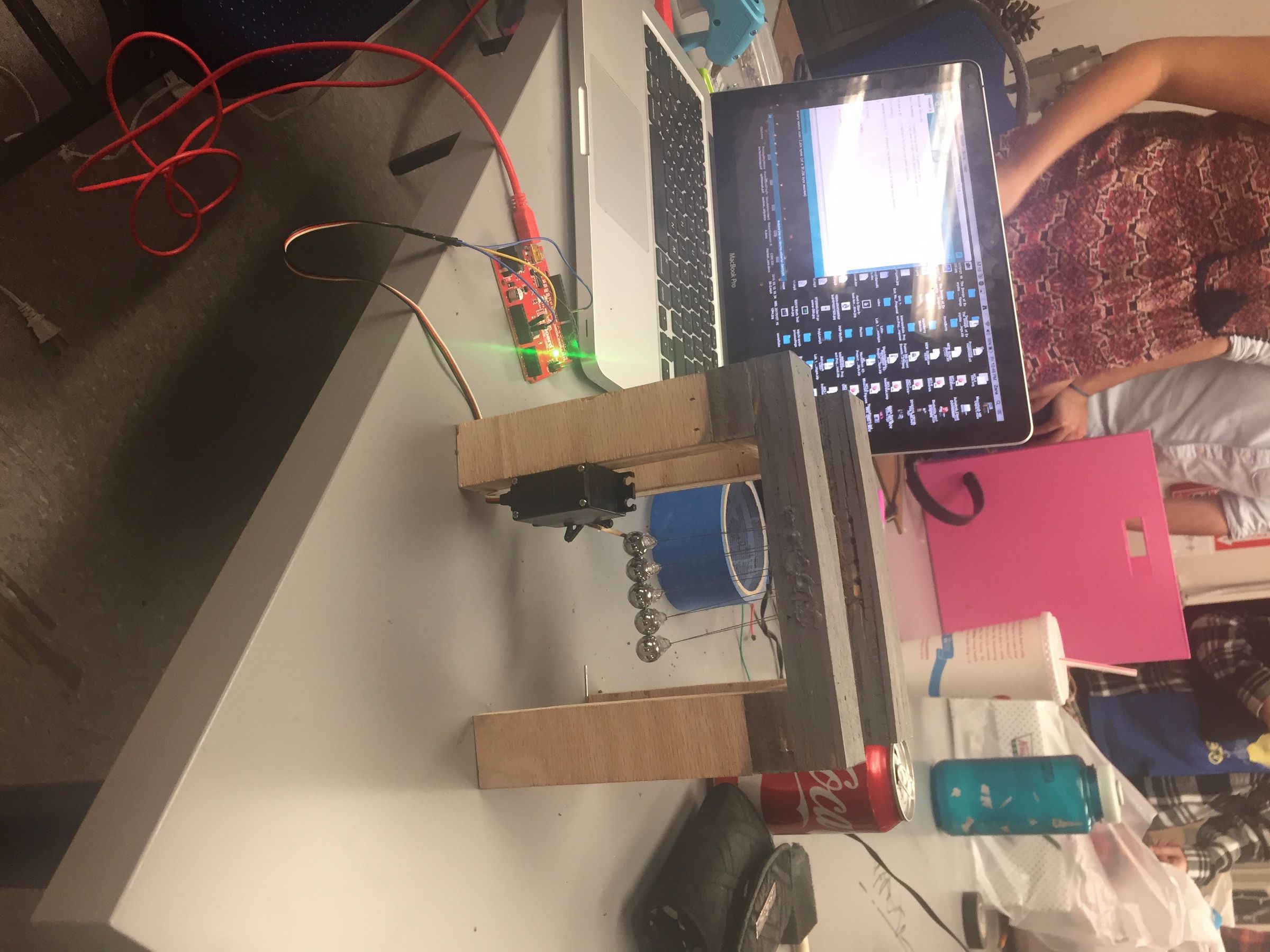 Newton's Cradle- Automated : 5 Steps (with Pictures) - Instructables