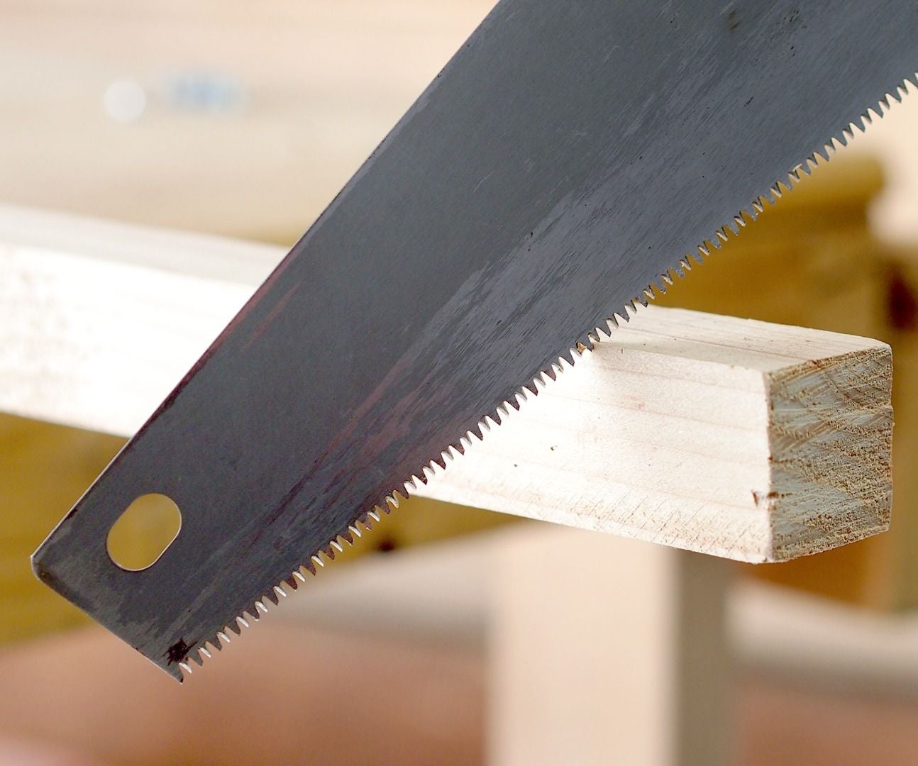 Making Perfectly Straight Cuts : 8 Steps - Instructables