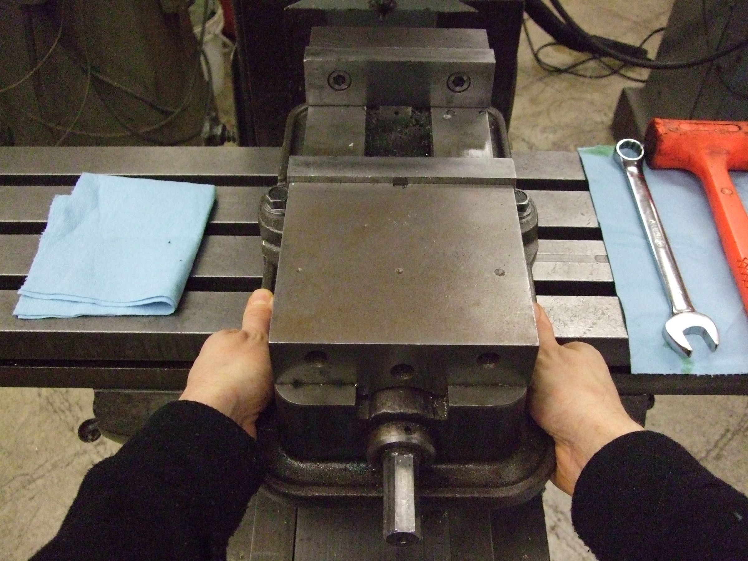 How to Square a Vise (the Easy Way) : 10 Steps (with Pictures ...