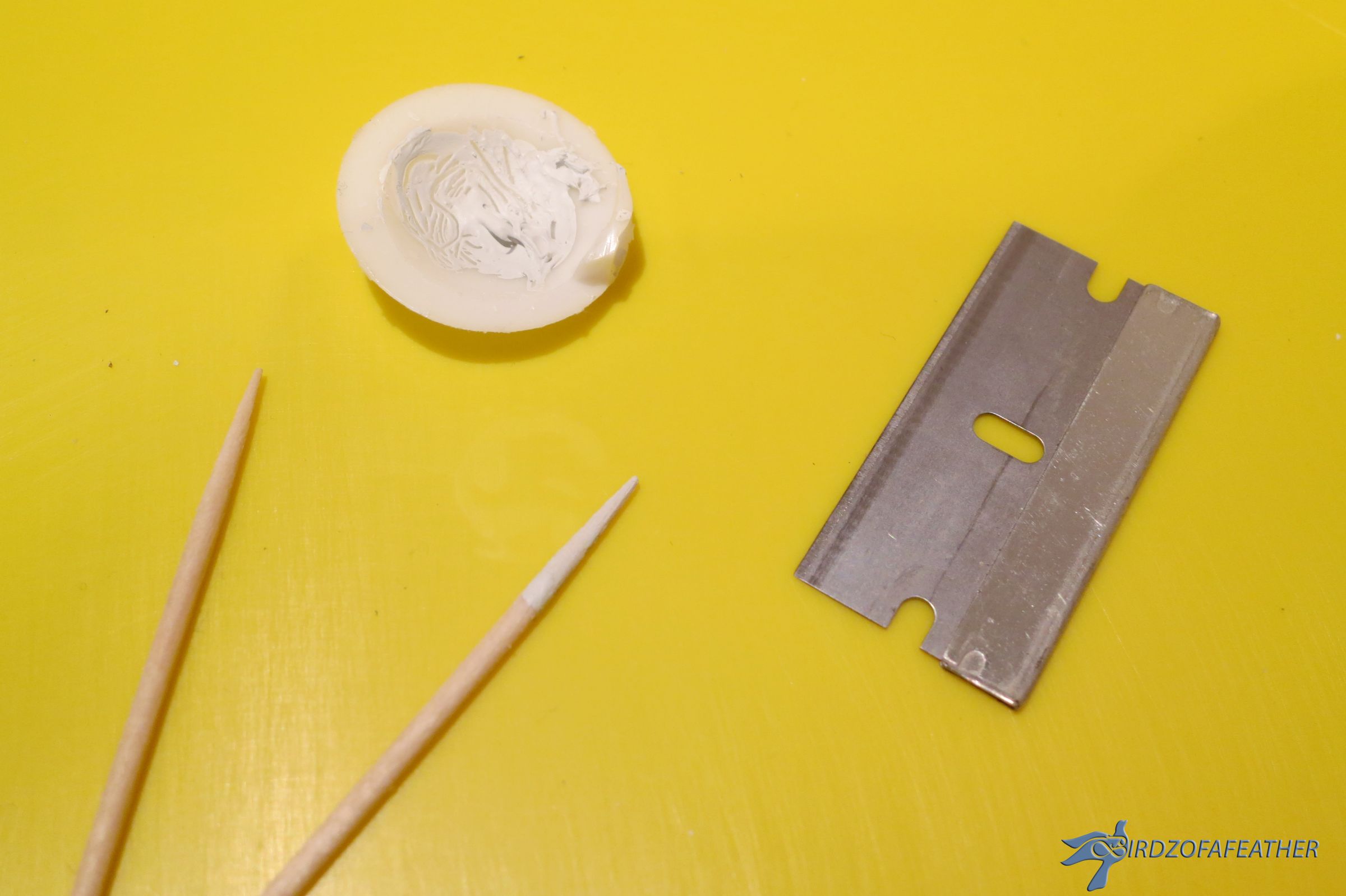 Got Chipped Floor Tile? Try This Fix! : 8 Steps (with Pictures ...