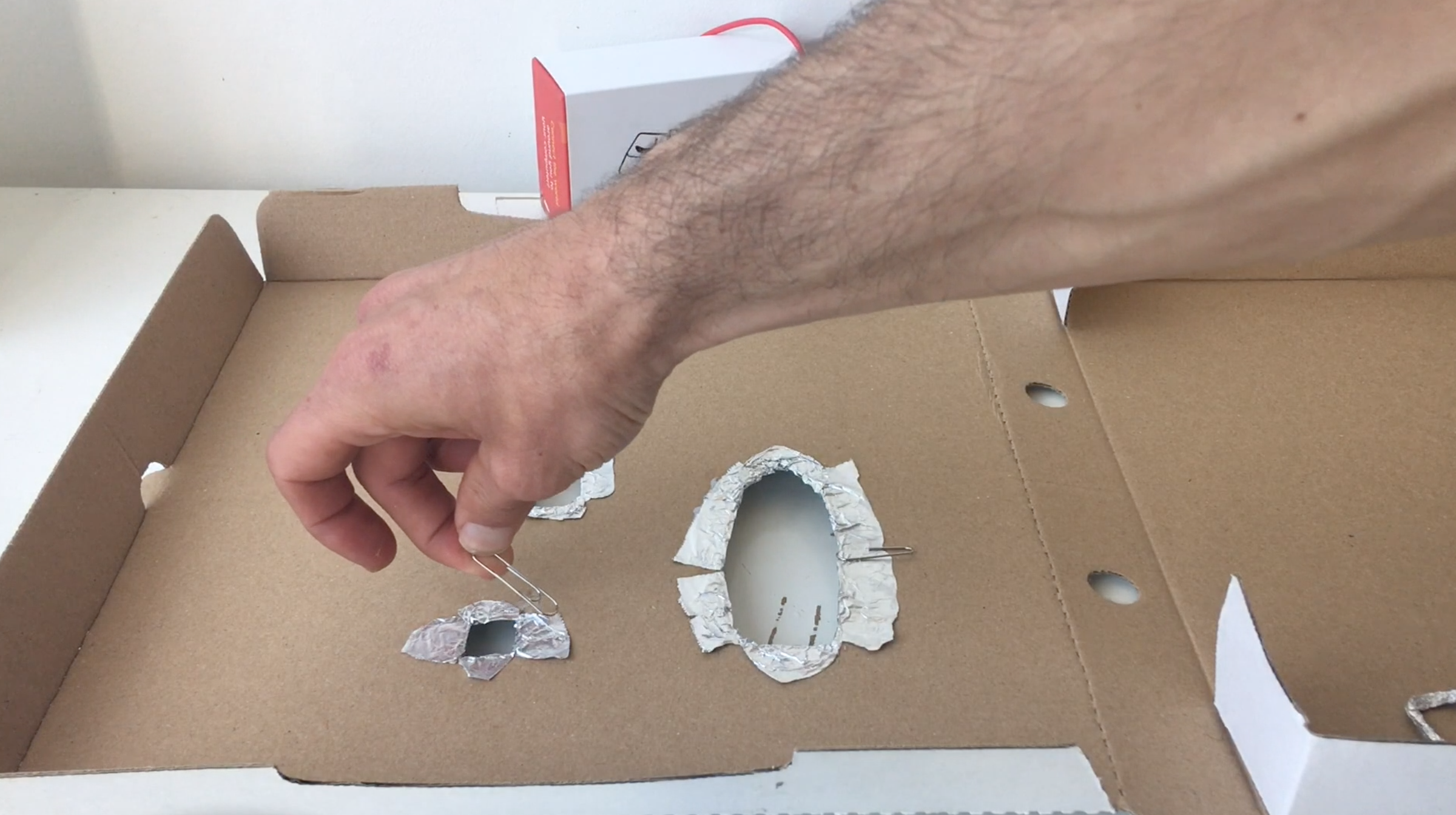 Makey Makey Operation Game Instructions for Scratch : 10 Steps (with ...