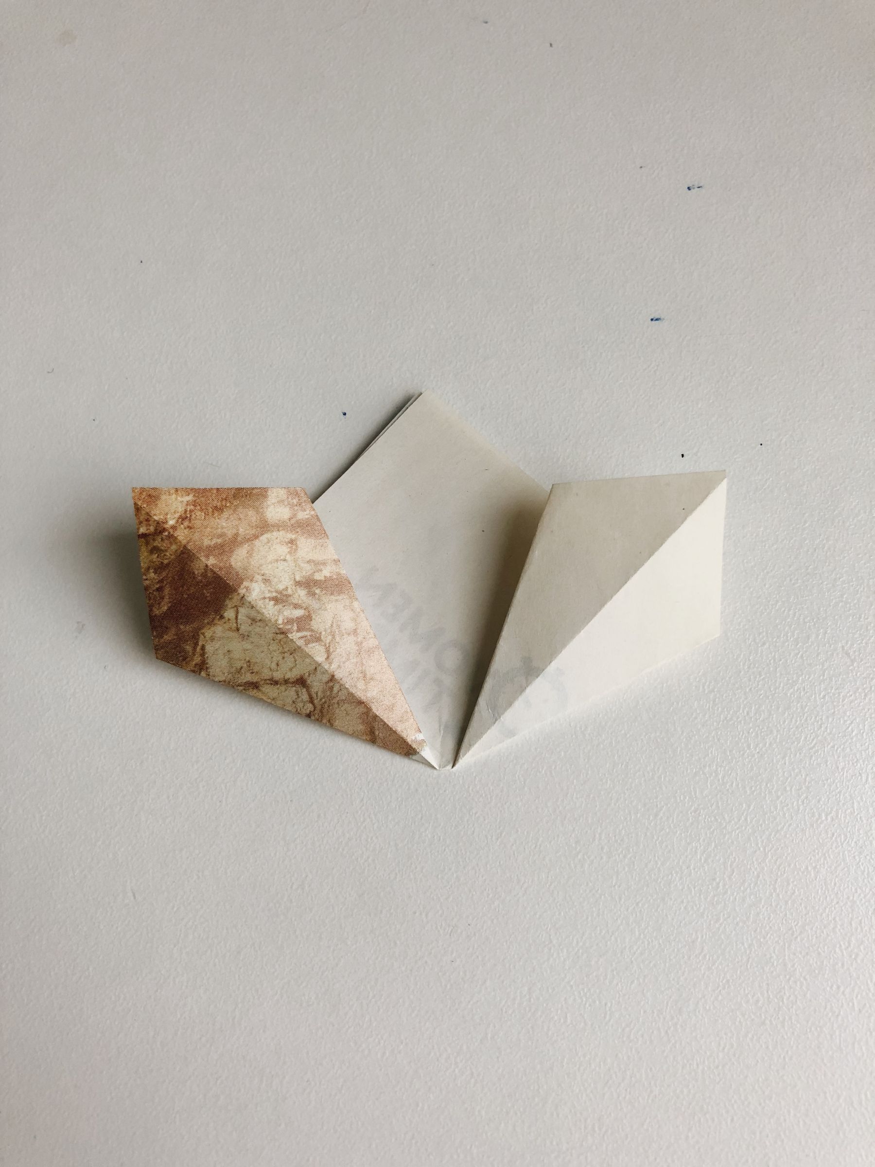 Origami Paper Flowers : 10 Steps (with Pictures) - Instructables