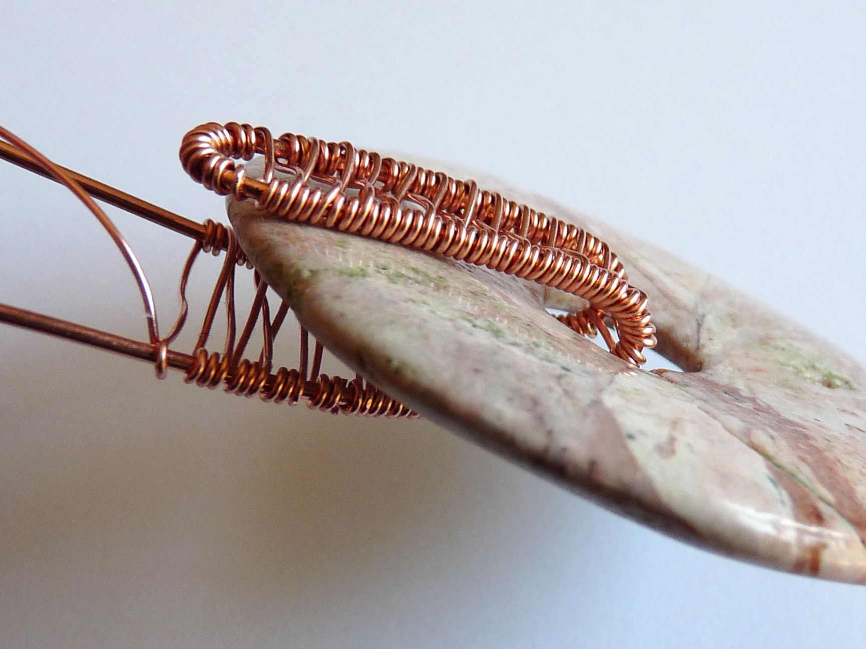 Woven Wire Bail Gemstone Pendant : 24 Steps (with Pictures) - Instructables