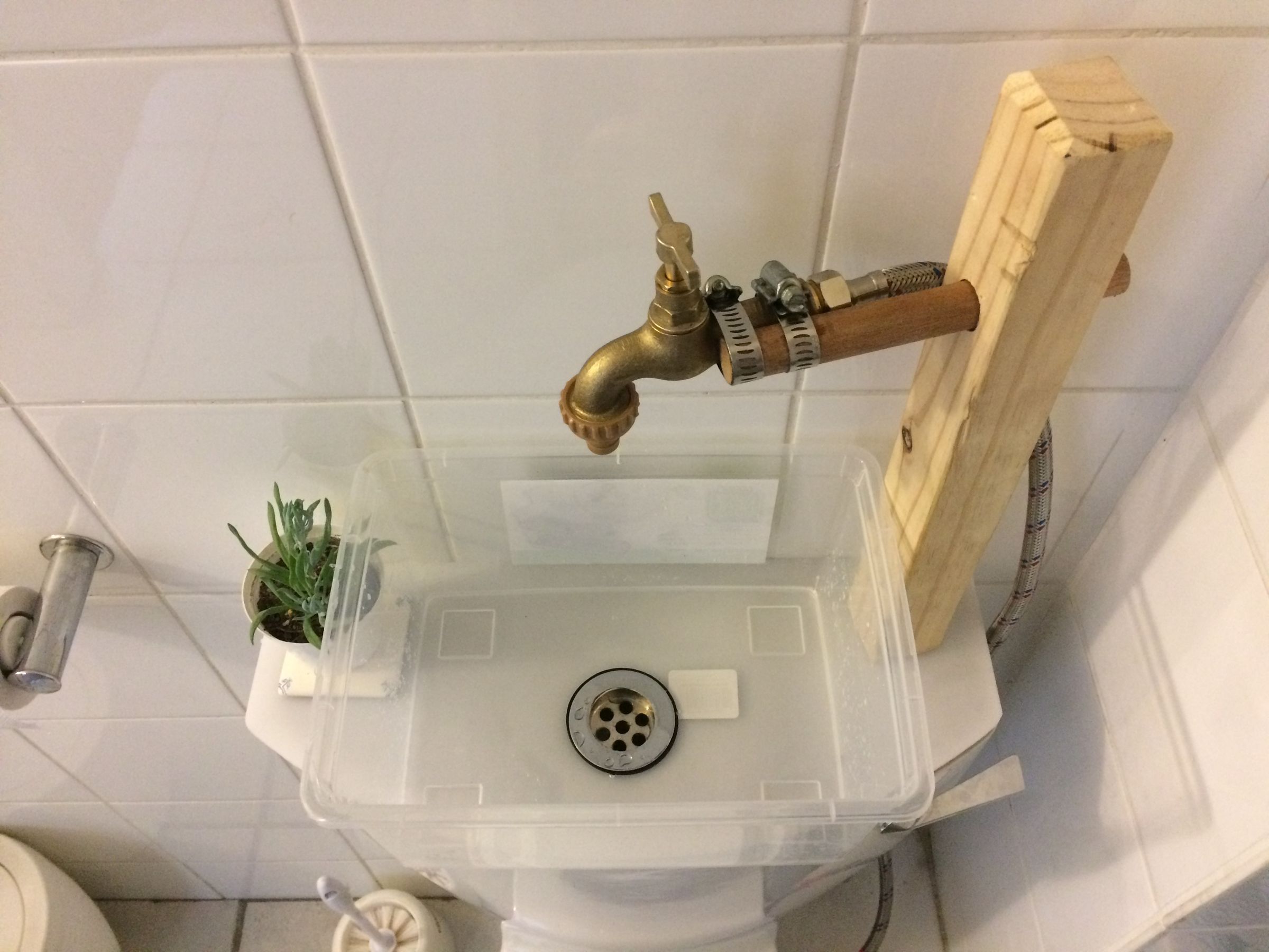 Water Saving Toilet-Mounted Basin : 8 Steps (with Pictures) - Instructables