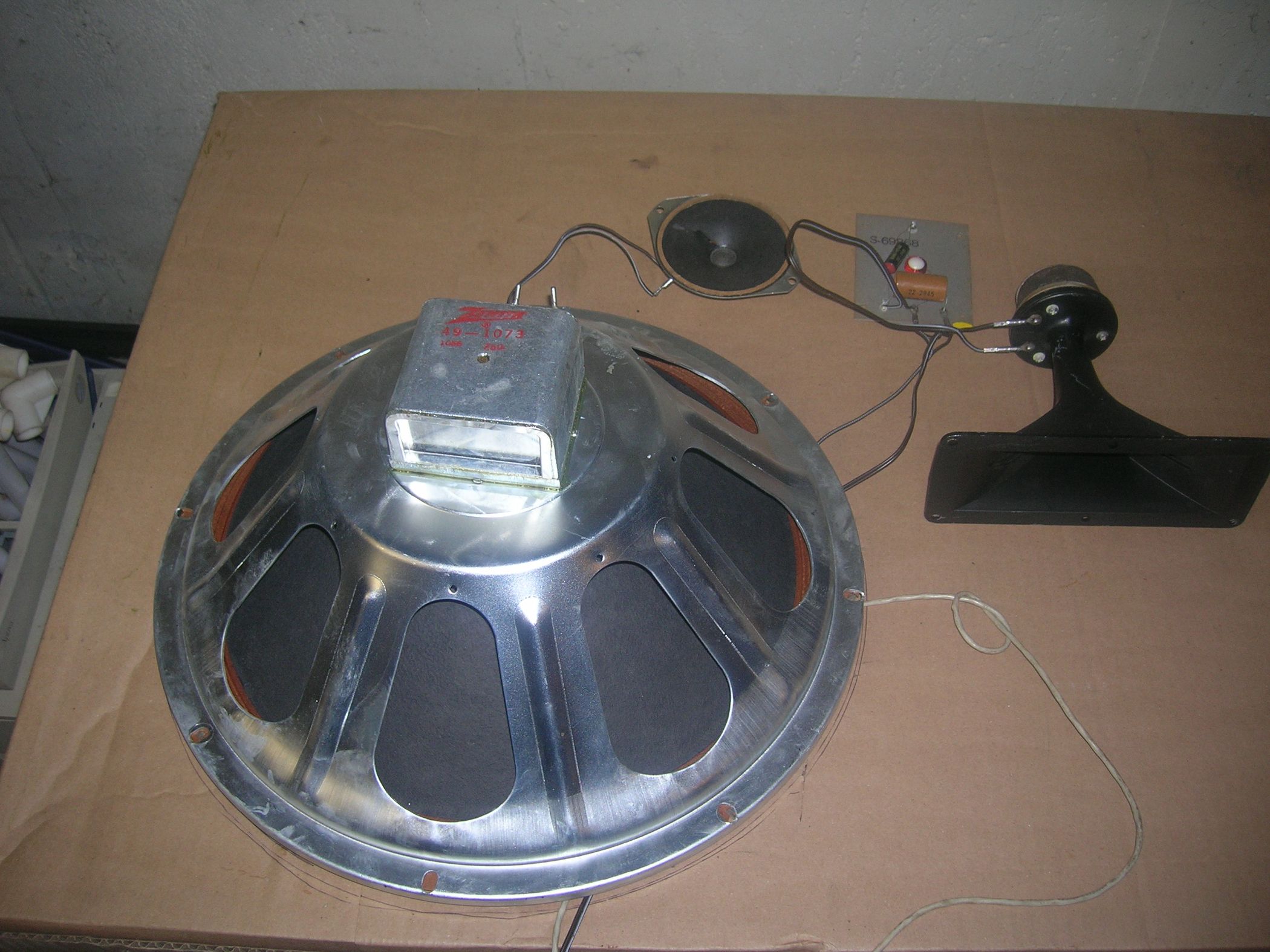 Last Hack of the Year(cardboard Zenith Speaker) : 6 Steps - Instructables