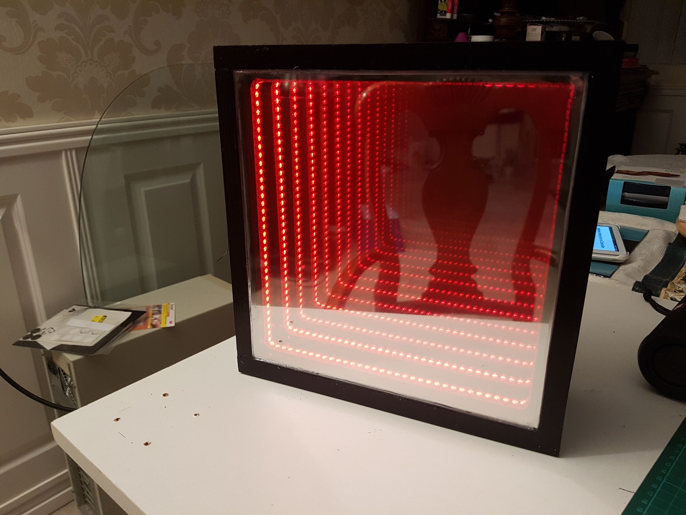 Arduino Infinity Mirror (Bluetooth & Sound Reactive) : 9 Steps (with ...