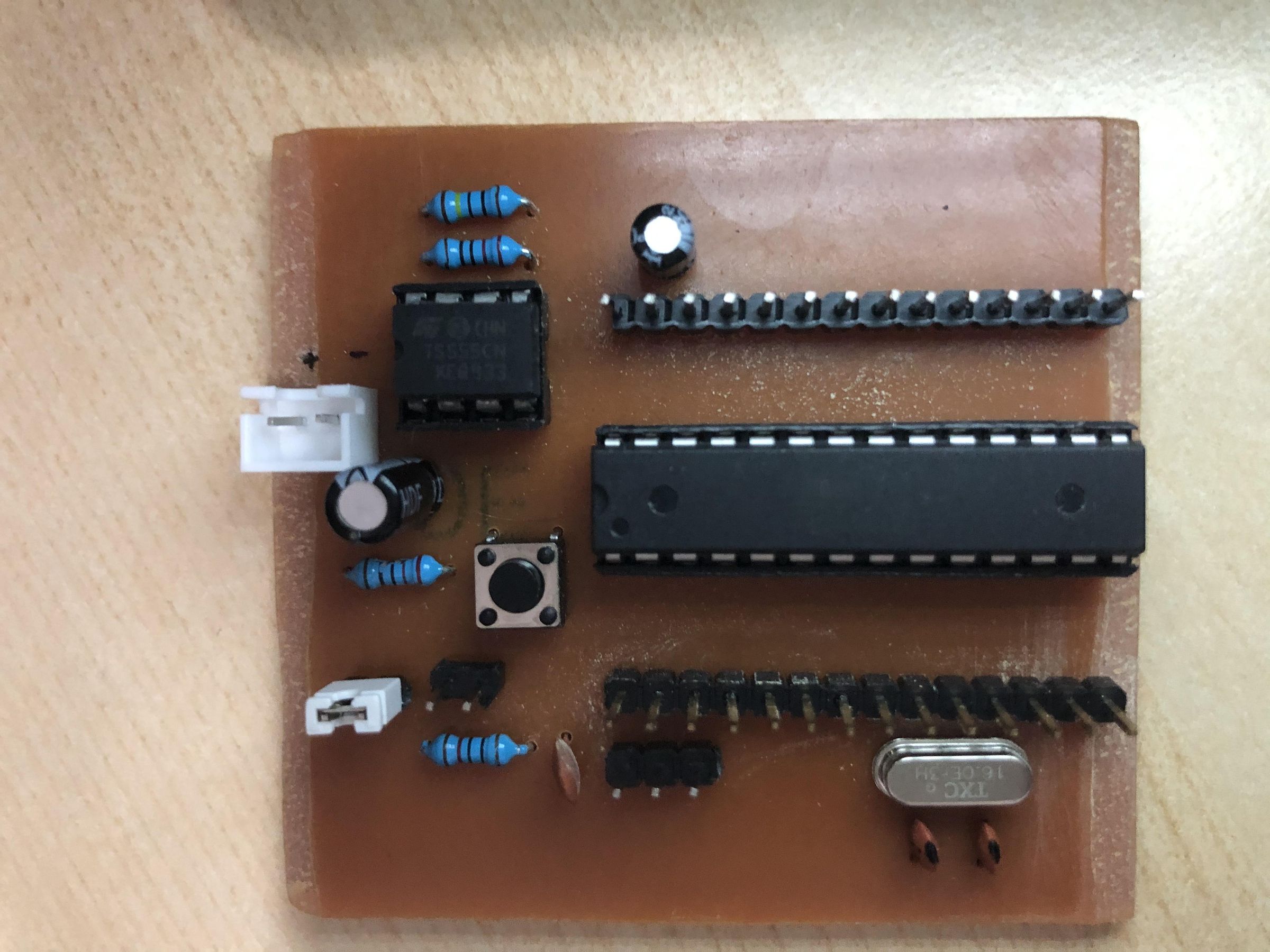 555 Timer to Emit Signal to Interrupt Atmega328 : 7 Steps - Instructables