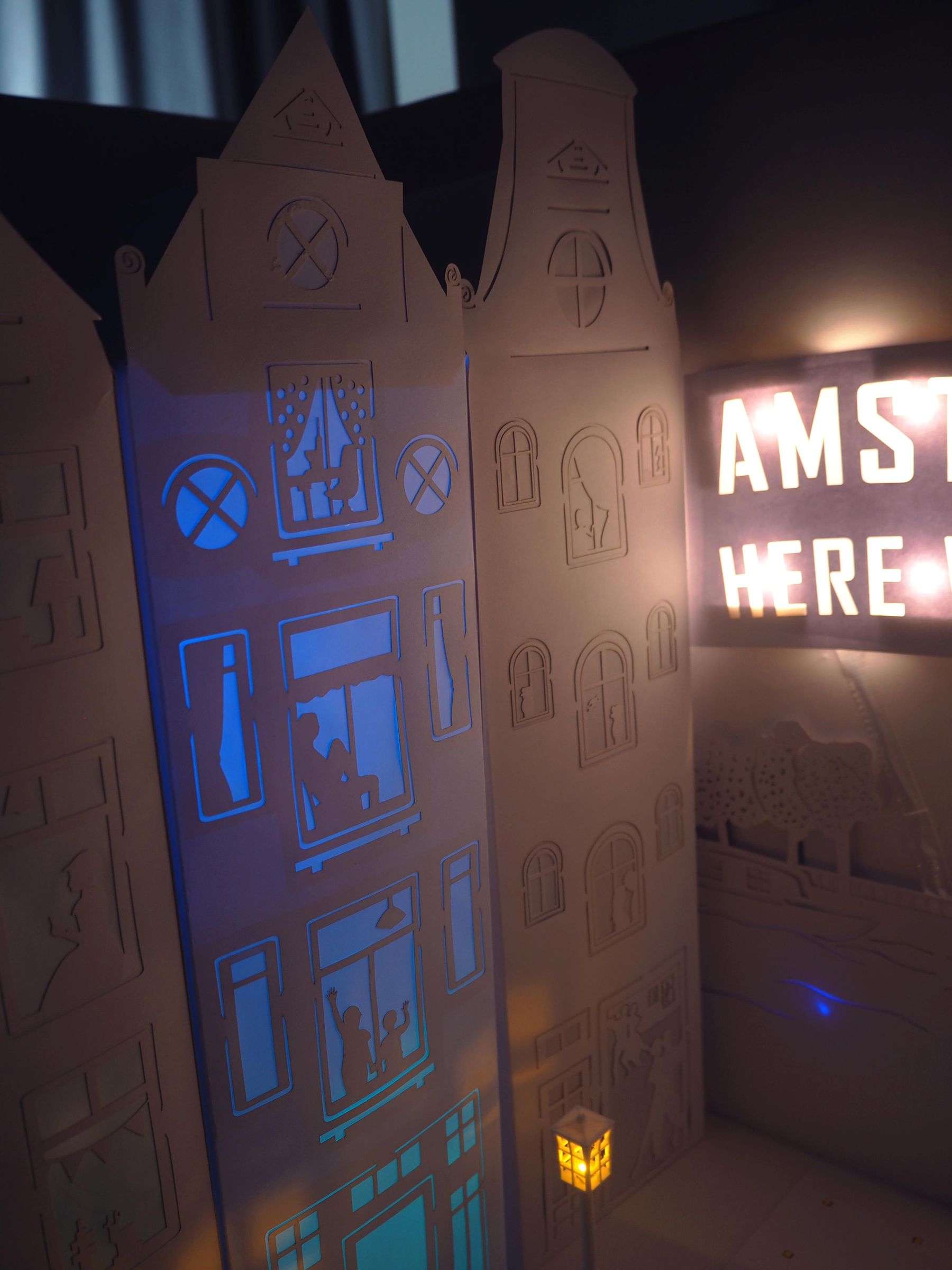 Interactive Window Display : 4 Steps (with Pictures) - Instructables