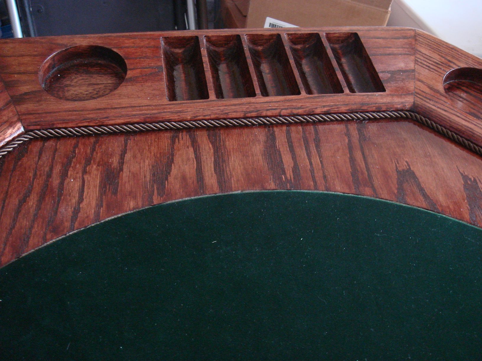 Poker Table : 7 Steps (with Pictures) - Instructables