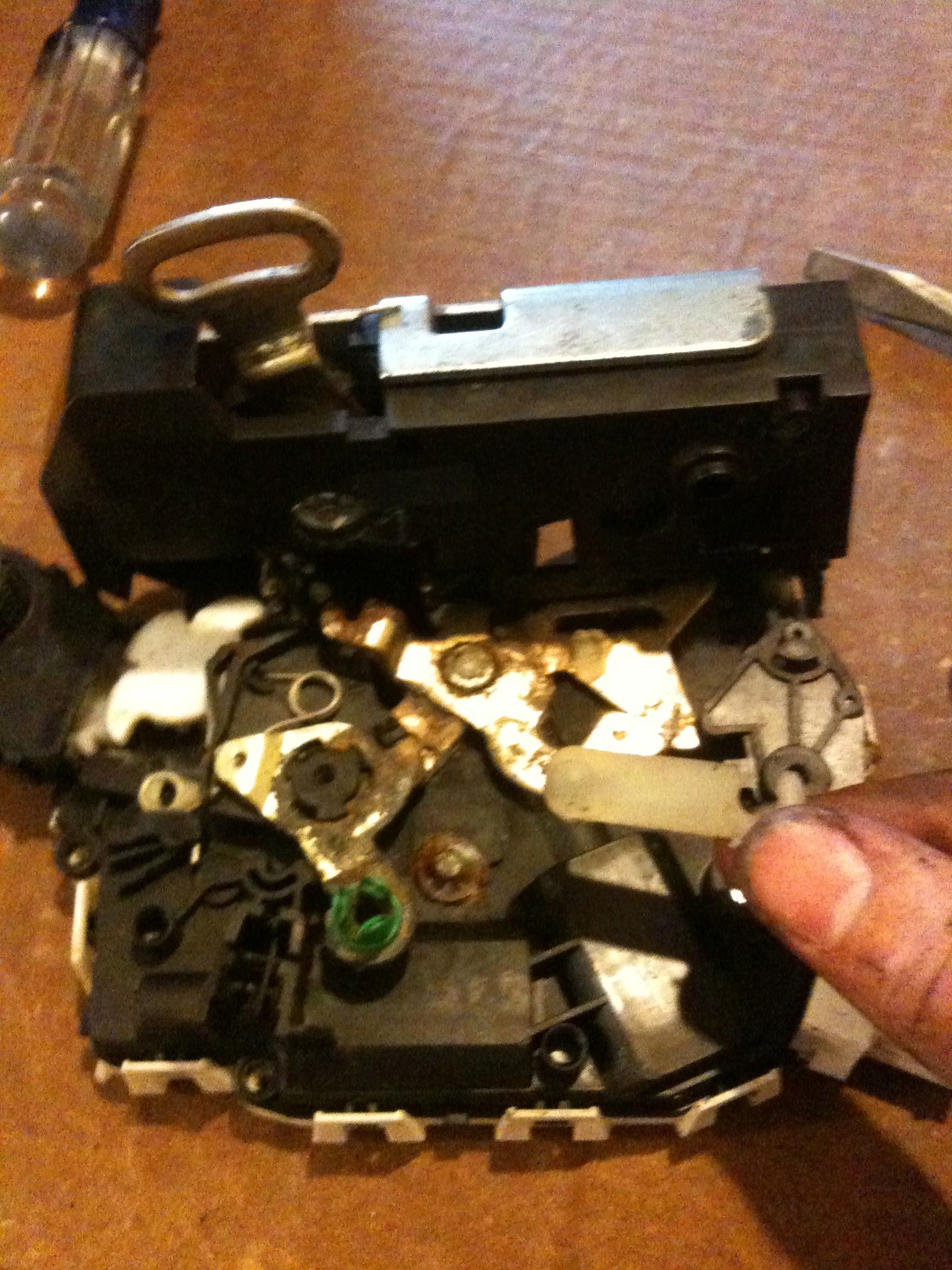 Repair Mini Cooper Electric Door Lock Actuator / Locking Mechanism : 18 ...